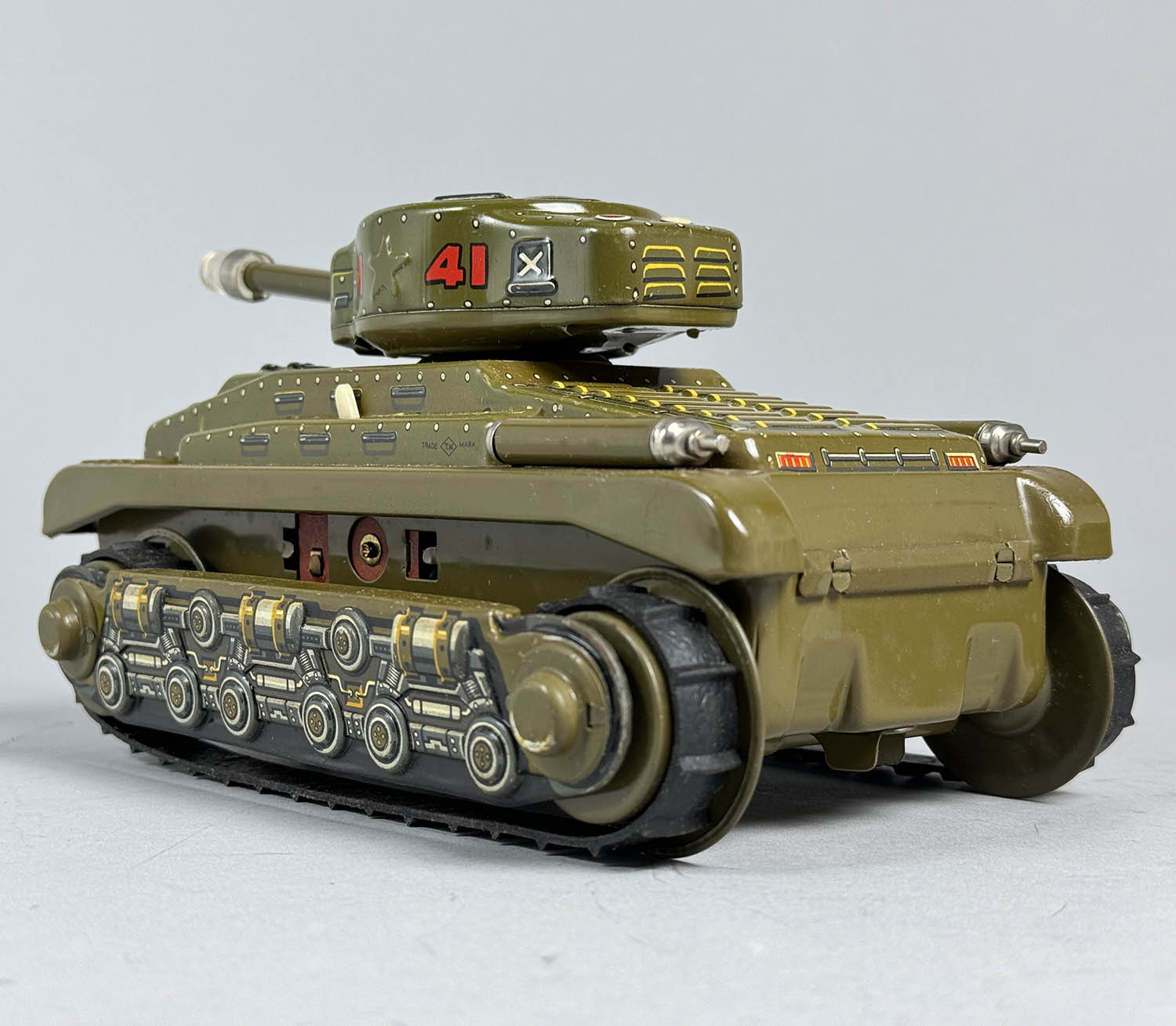 Tank M-41