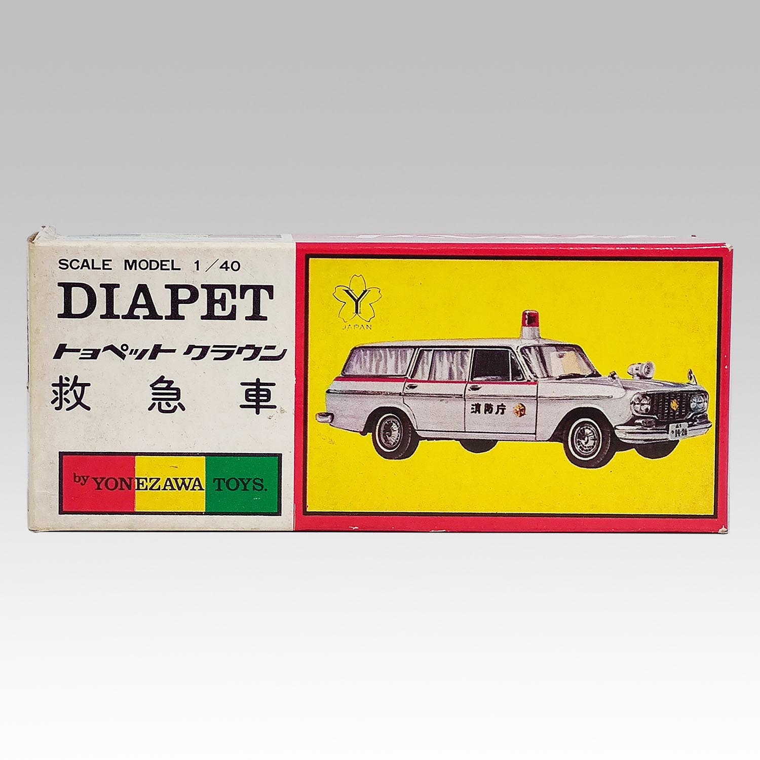 Diapet 151 Toyopet Crown Ambulance