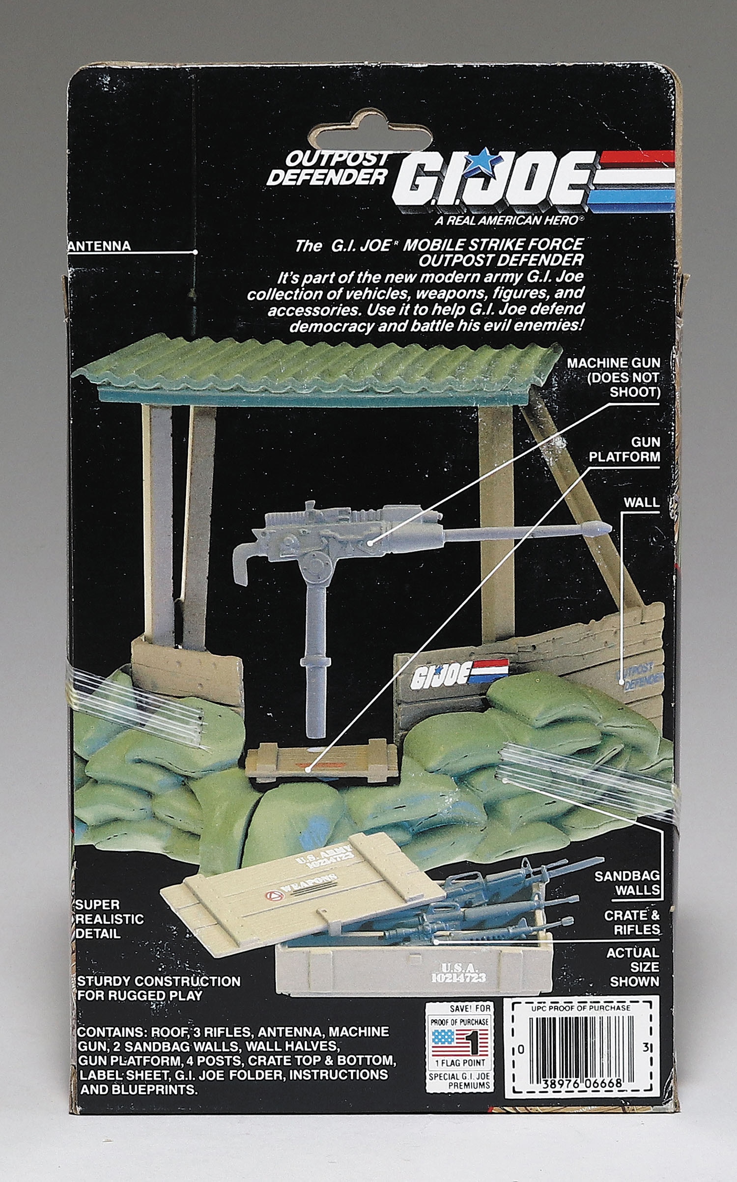 HASBRO OUTPOST DEFENDER