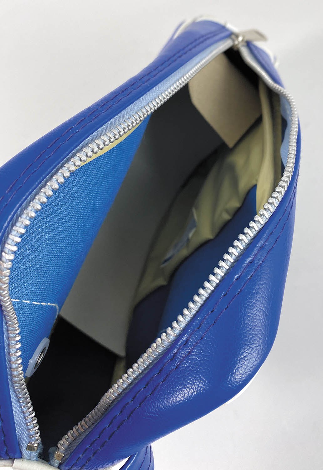 Kamen Rider V3 Turtle Bazooka Children's Shoe Case