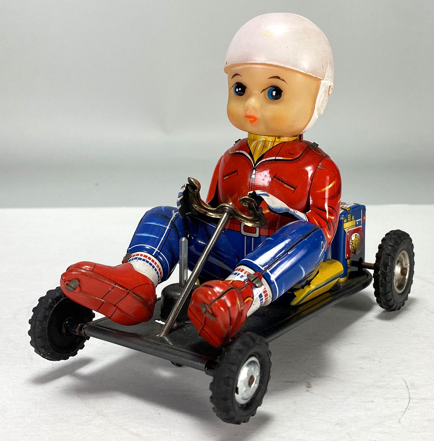 Remote control go-kart