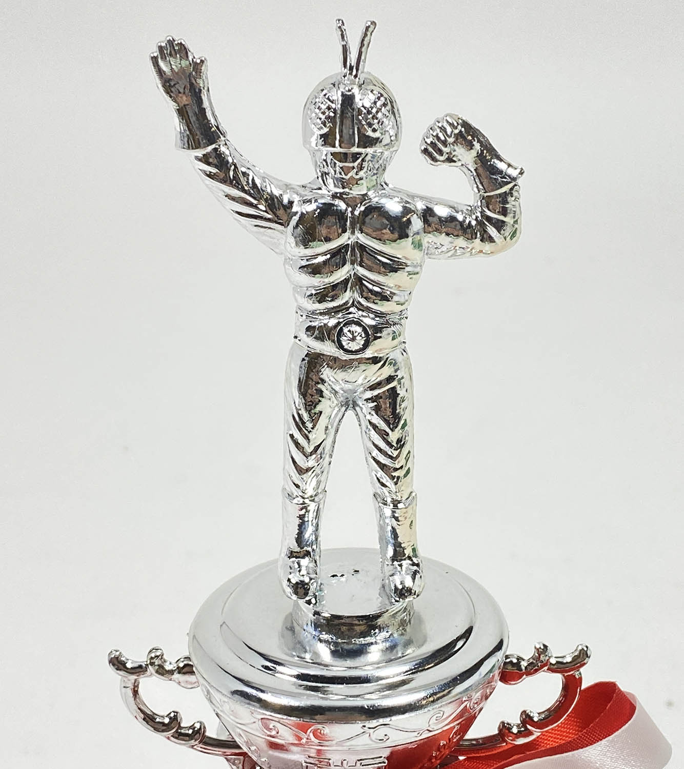 [1131] 仮面ライダー トロフィー 210mm 銀