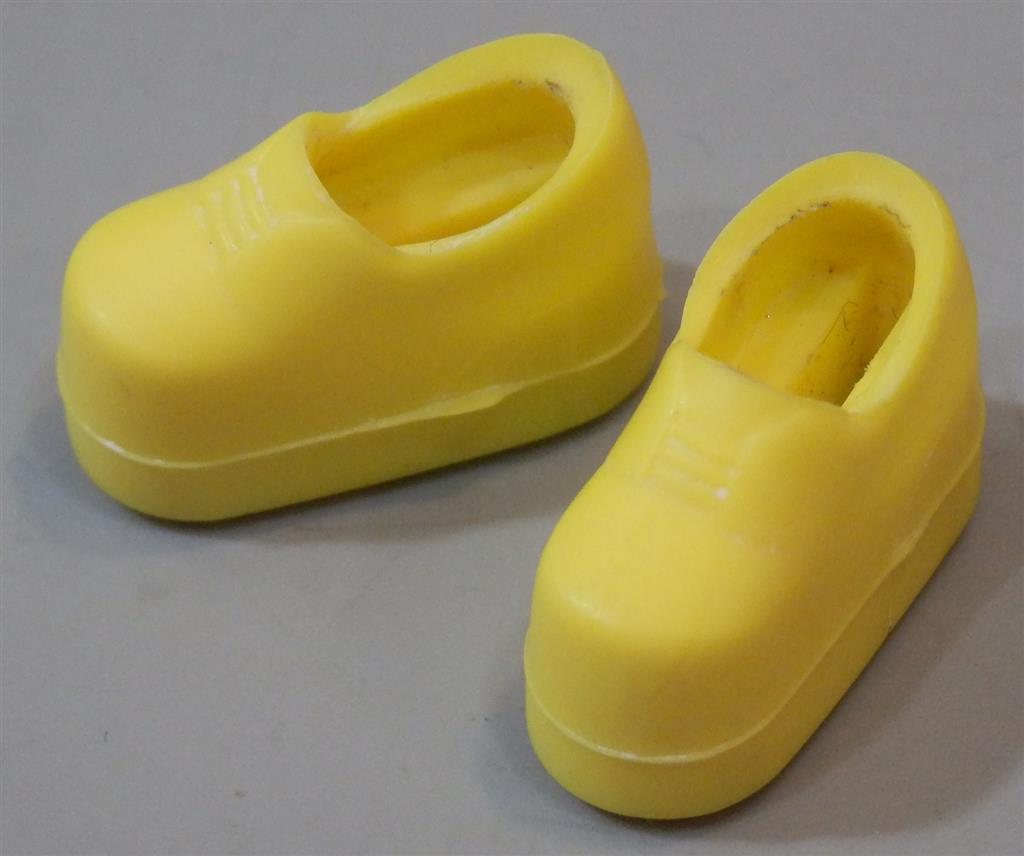 Takara Licca-chan 2nd Generation magnet shoes yellow