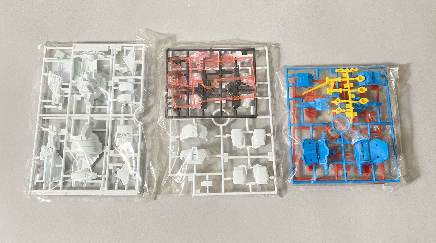 [4437] 元祖SDガンダム V-dashガンダム