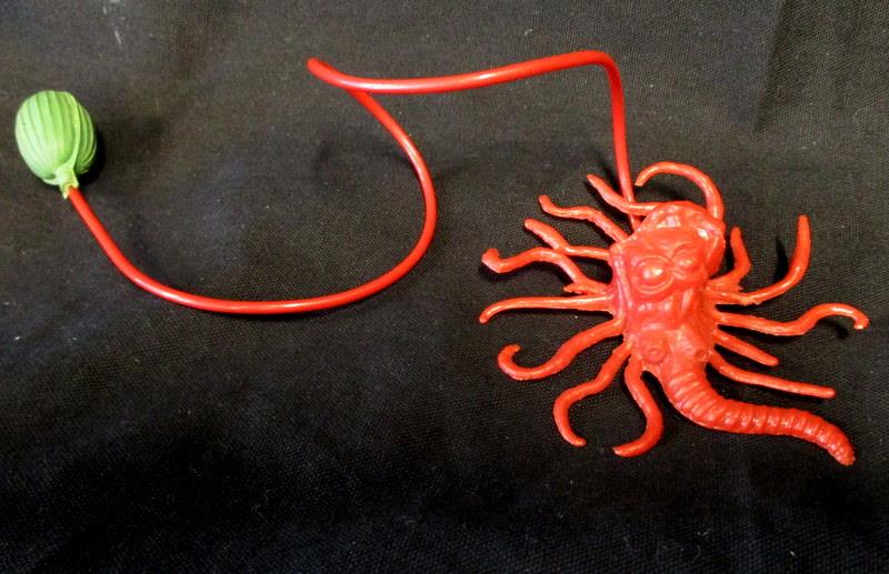 【Living organism like octopus hypnotic toy】 H 90 mm W 80 mm D 20 mm