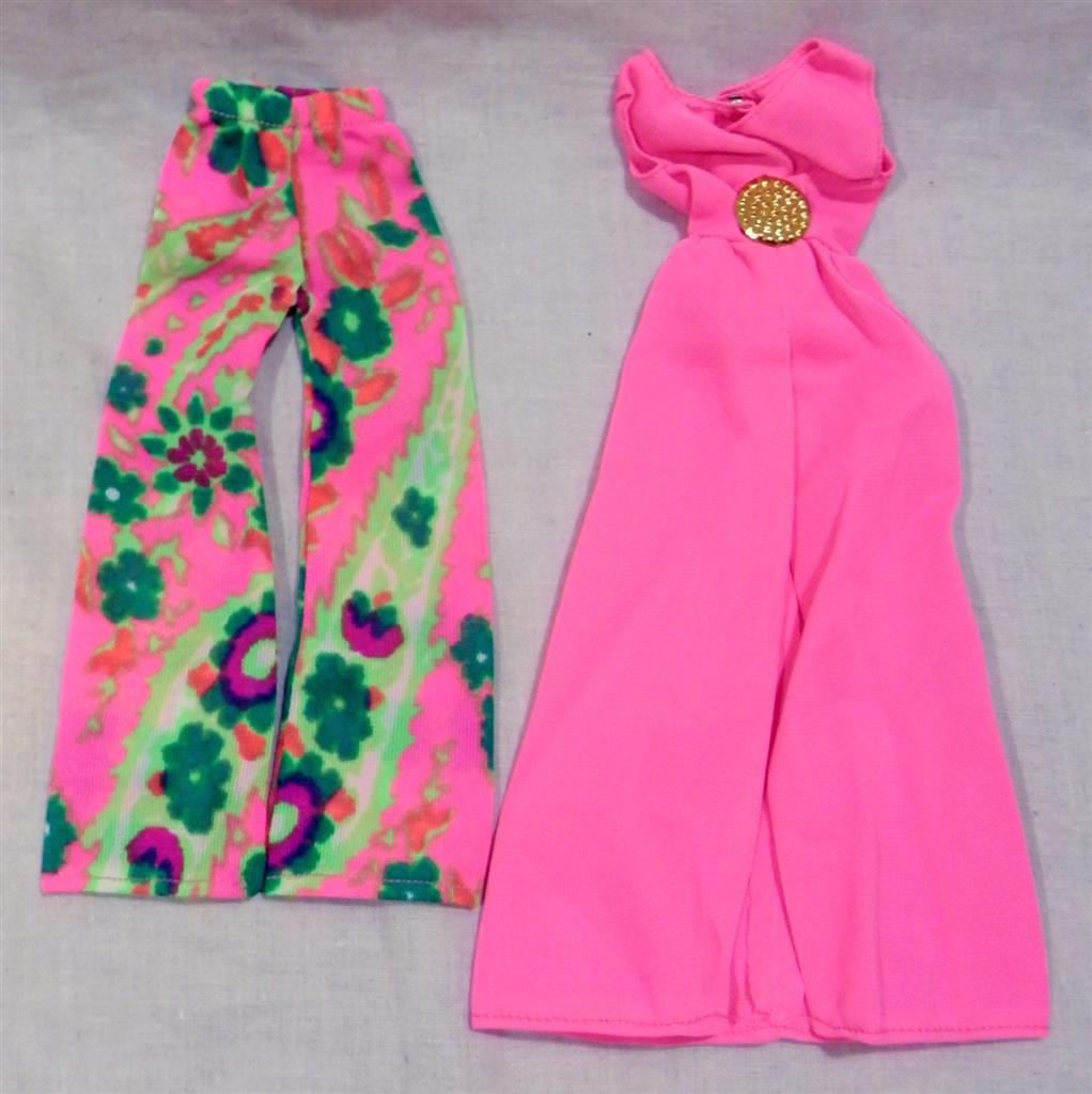 Mattel Vintage Barbie (Mods Barbie) Costume # 3406 Evening In