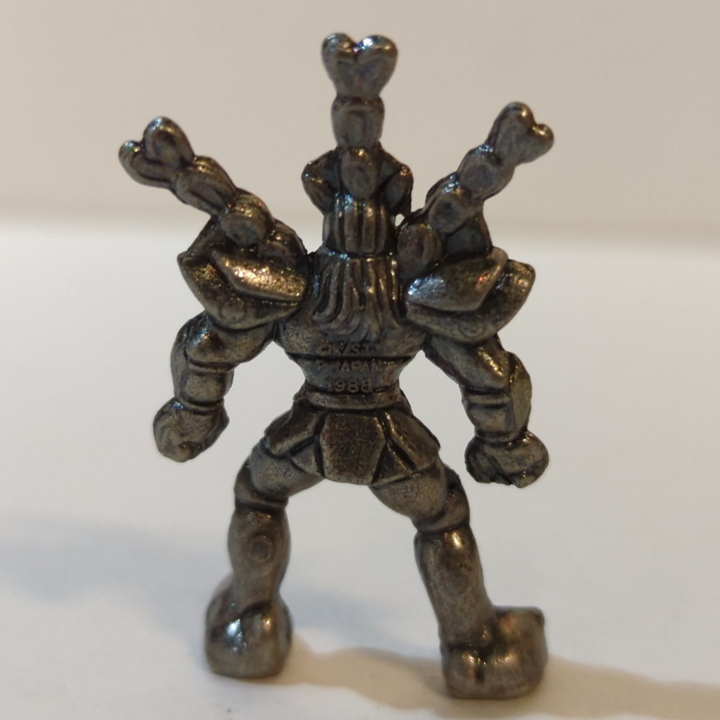 Fujiya Cho-Real Gokin Saint Seiya Snack Chocolate Saint Seiya Phoenix Ikki | Mandarake Online Shop