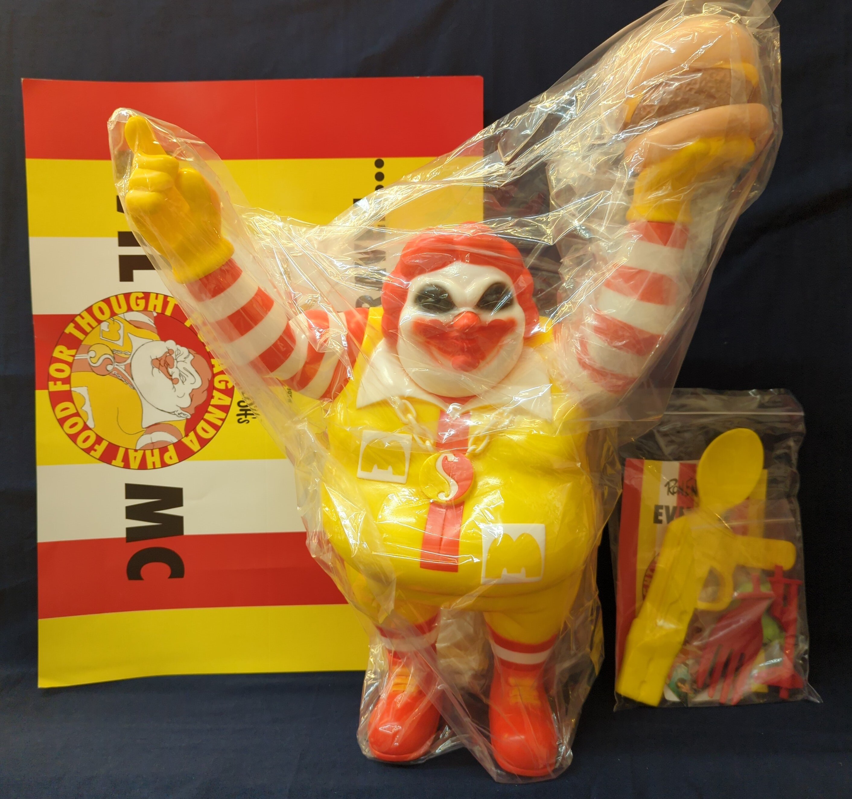 BlackBookToy Ron English EVIL MC 黄色成型 | まんだらけ Mandarake
