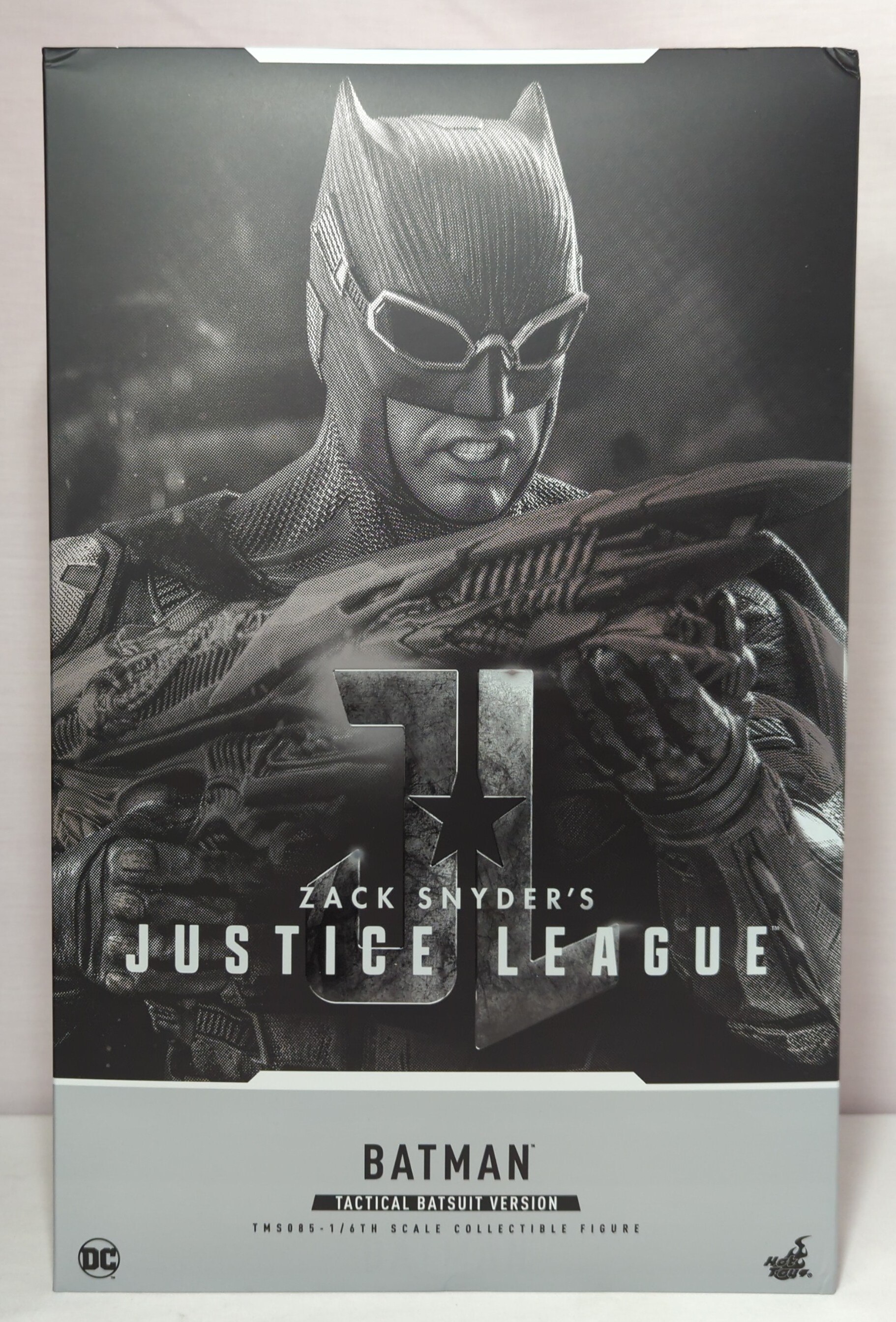 HOTTOYS TELEVISION MASTERPIECE BATMAN / TACTICAL BATSUIT VERSION TMS085 | Mandarake Online Shop
