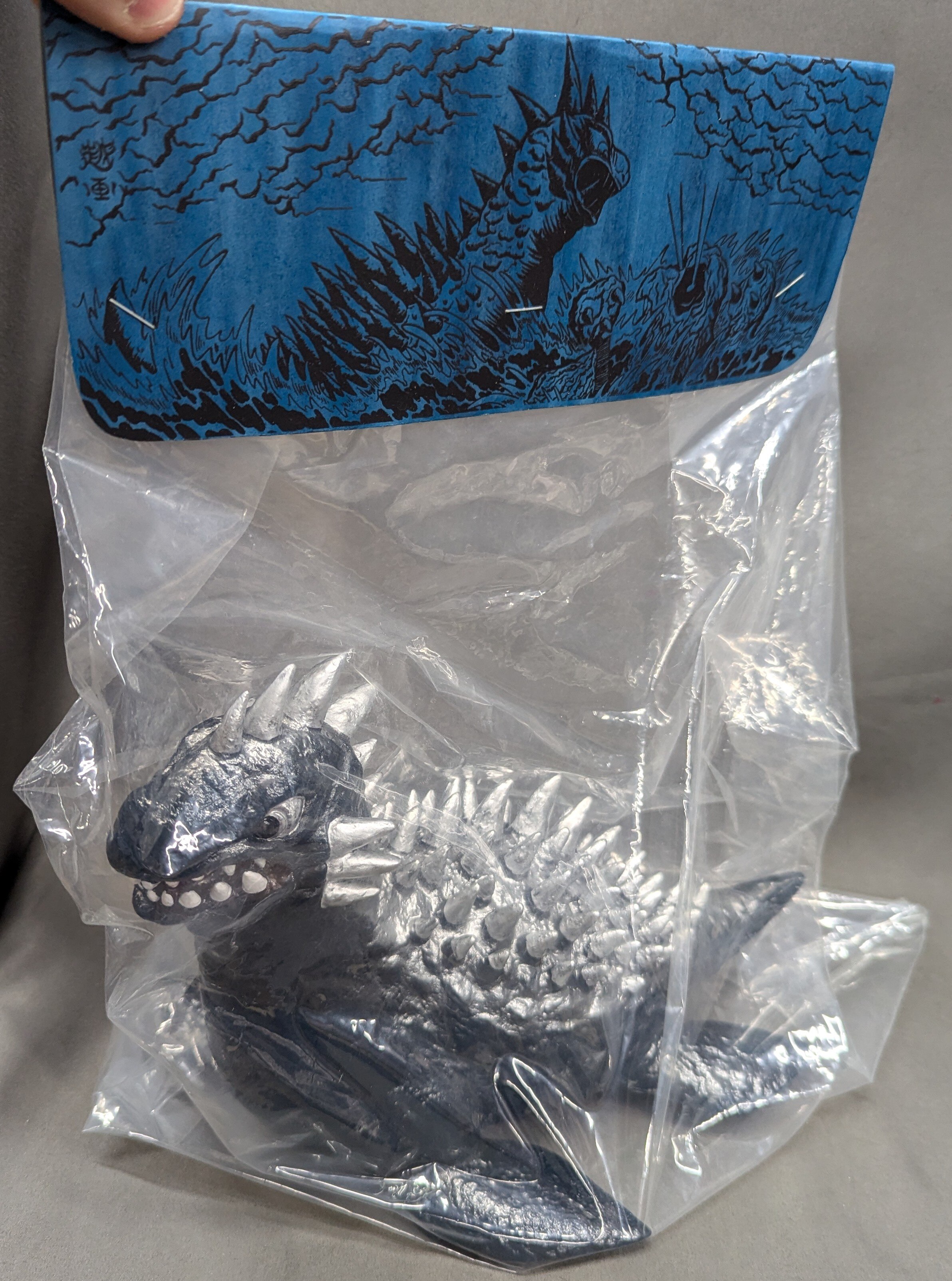 BEMON 海洋怪獣 4期/紺色成型/銀塗装 | まんだらけ Mandarake