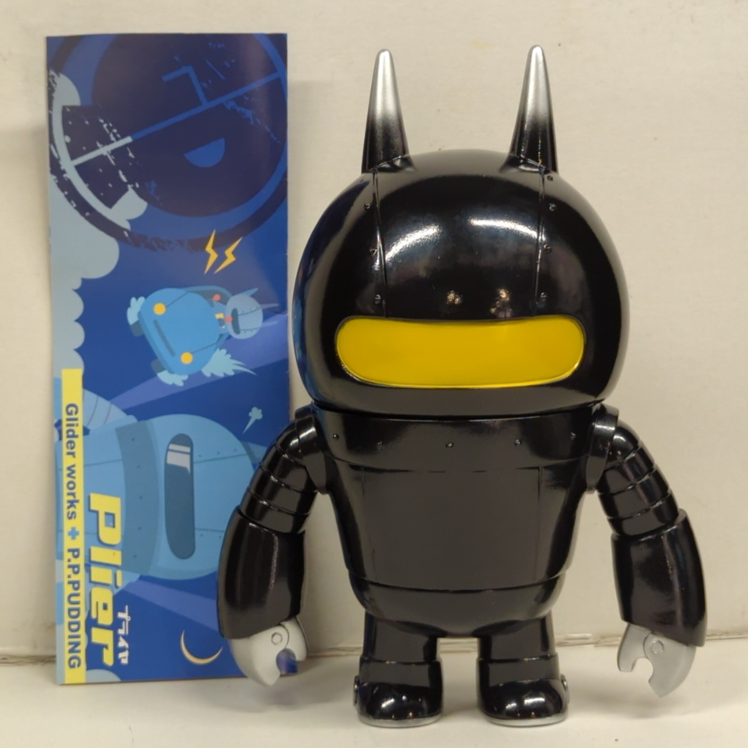 Glider works/P.P.PUDDING プライヤ 黒成型/銀塗装/黄色目 | まんだらけ Mandarake