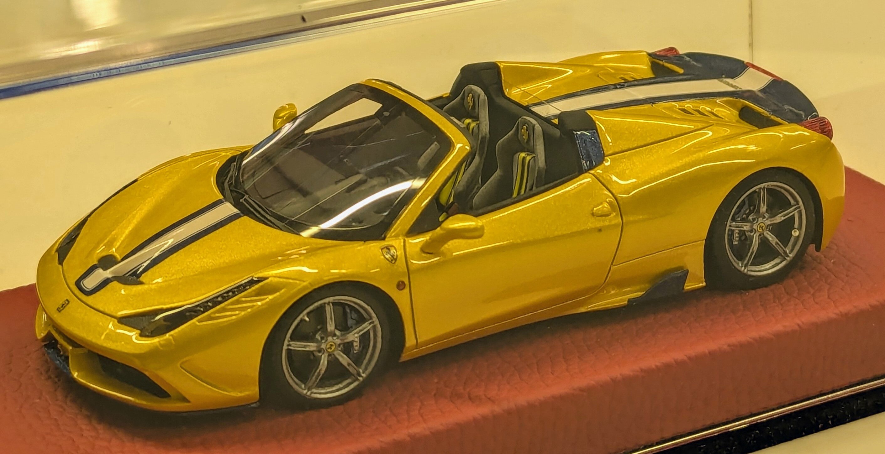 BBR CONCEPT43 1/43スケール Ferrari 458 Speciale A Spider GialloTristrato 160APRE | まんだらけ Mandarake