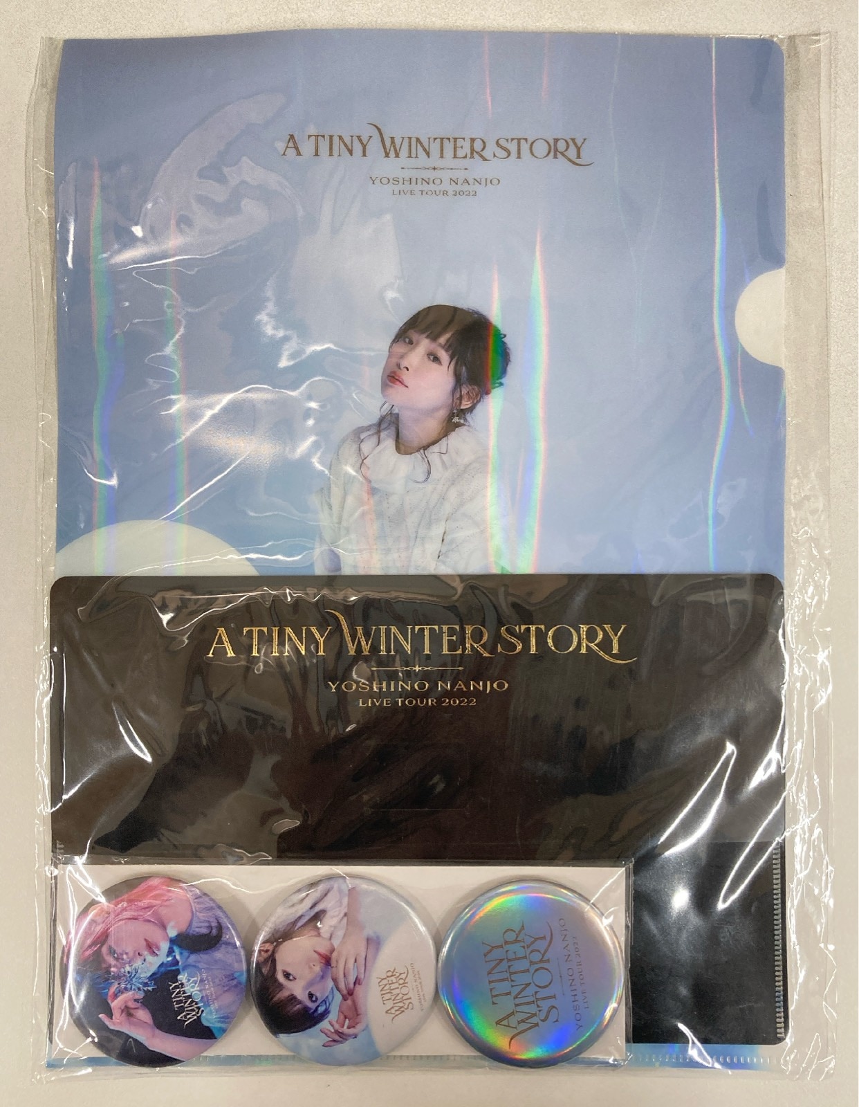 Live Tour 2022 ~A Tiny Winter Story~ 南條愛乃 ツアーセット(A4クリアファイル/マスクケース/缶バッジ3個) | まんだらけ Mandarake