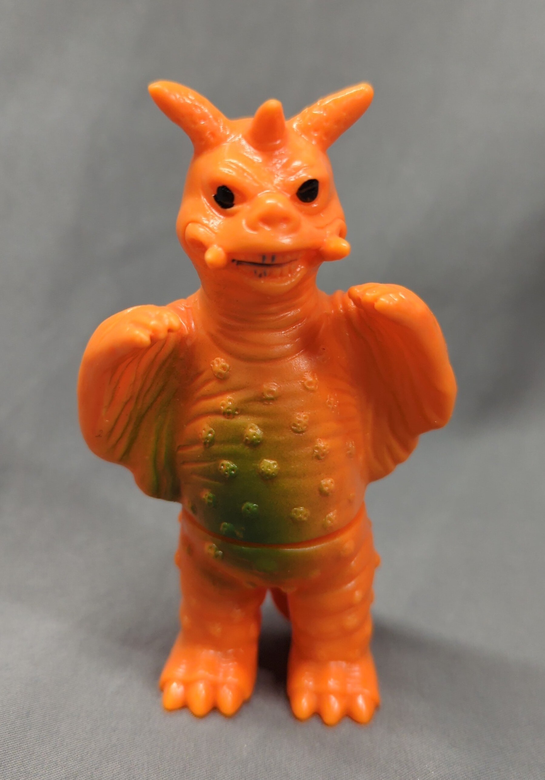 Bullmark Mini/VIN Chandler 95mm Orange molding Green and Green Silver Paint | Mandarake Online Shop