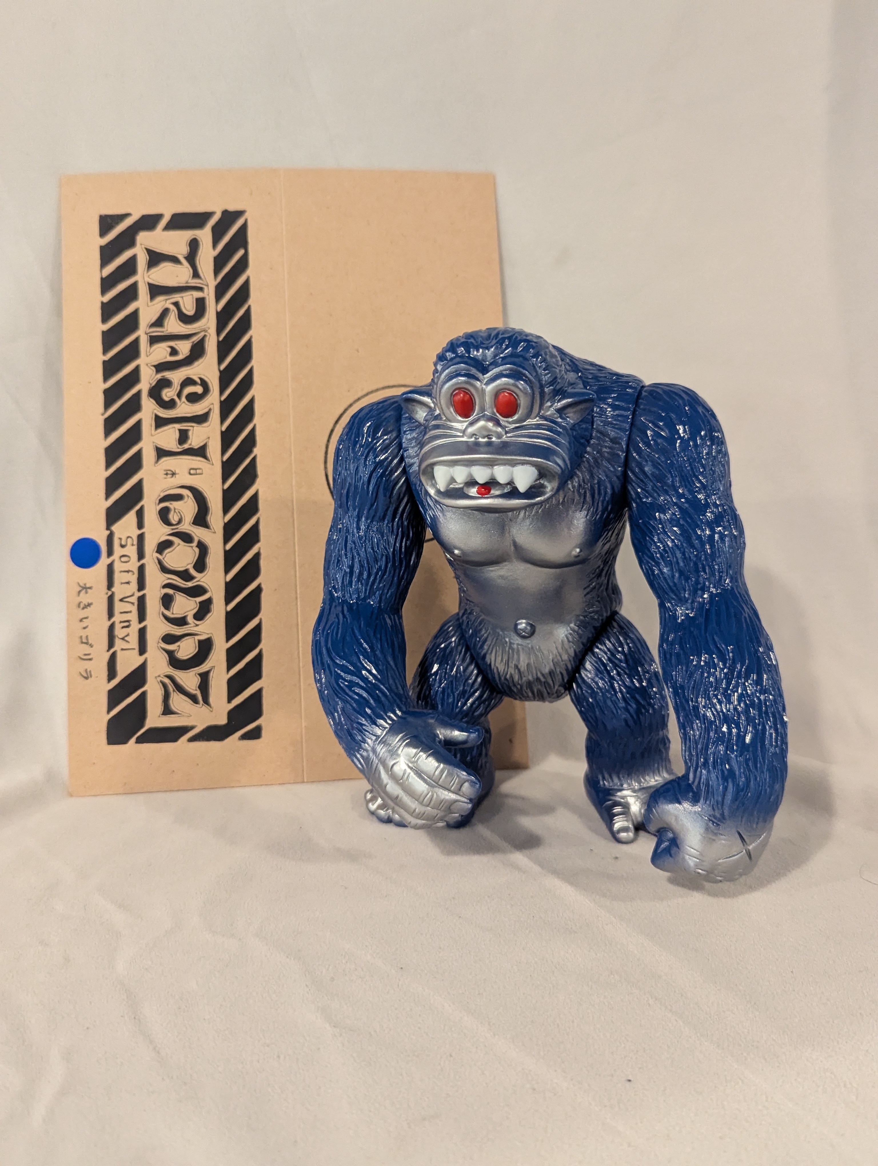 TRASH GOODZ おおきいゴリラ 青成型 | まんだらけ Mandarake