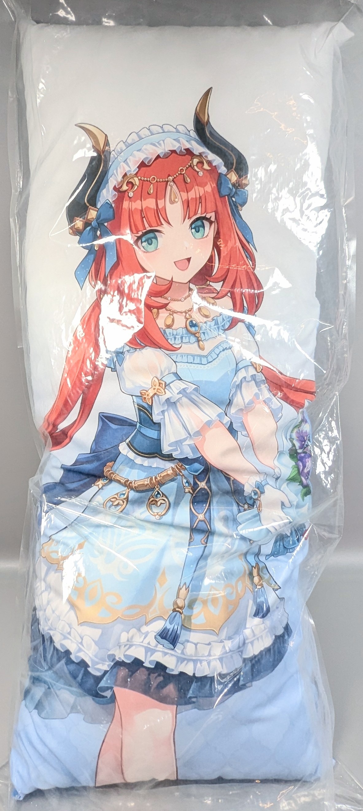 GiGO ロングクッション 花笑むひととき、彩のパーティー 原神×GiGO ニィロウ | まんだらけ Mandarake