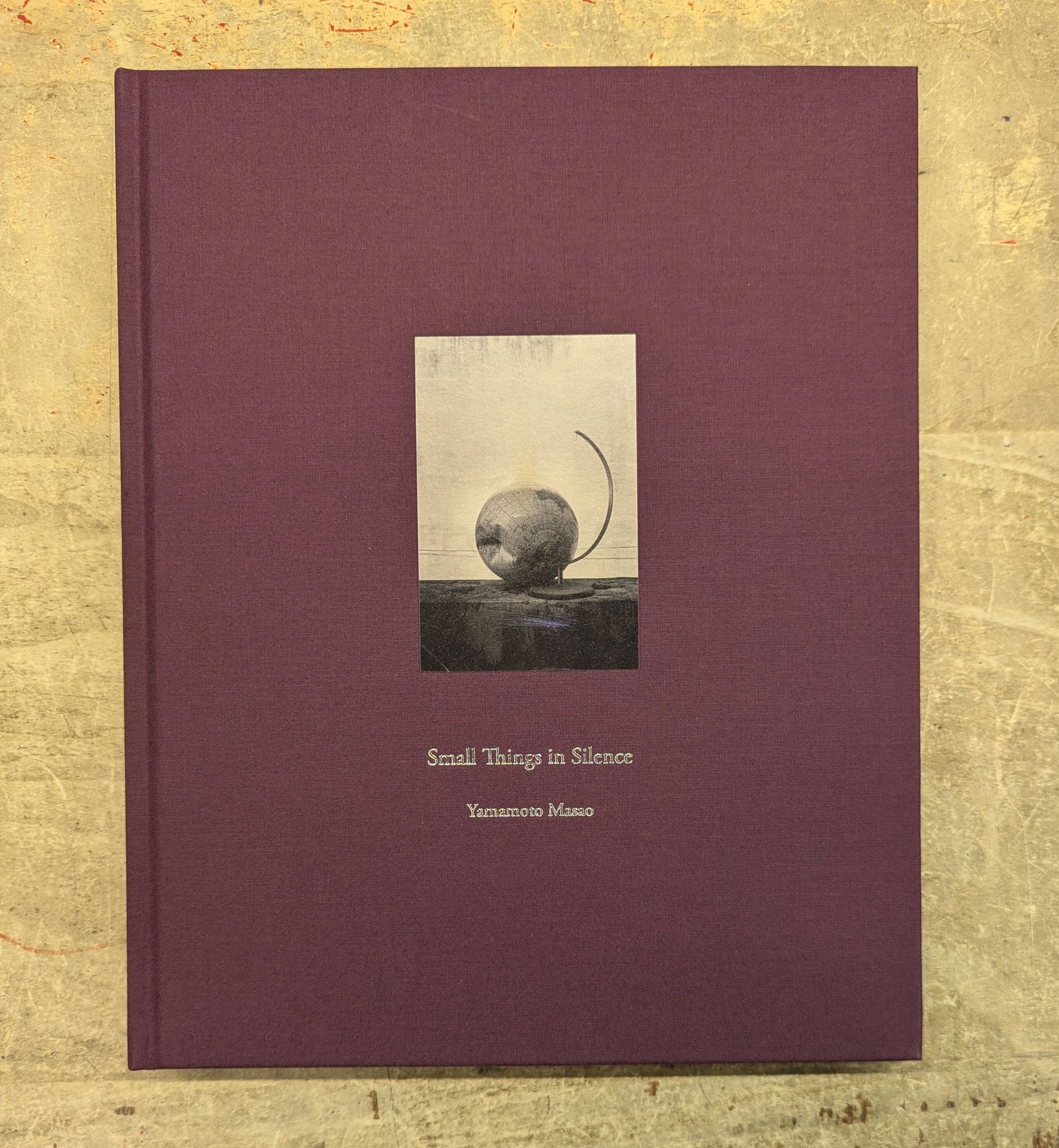 山本昌男サイン本 Small Things in Silence (Third Edition) | まんだらけ Mandarake