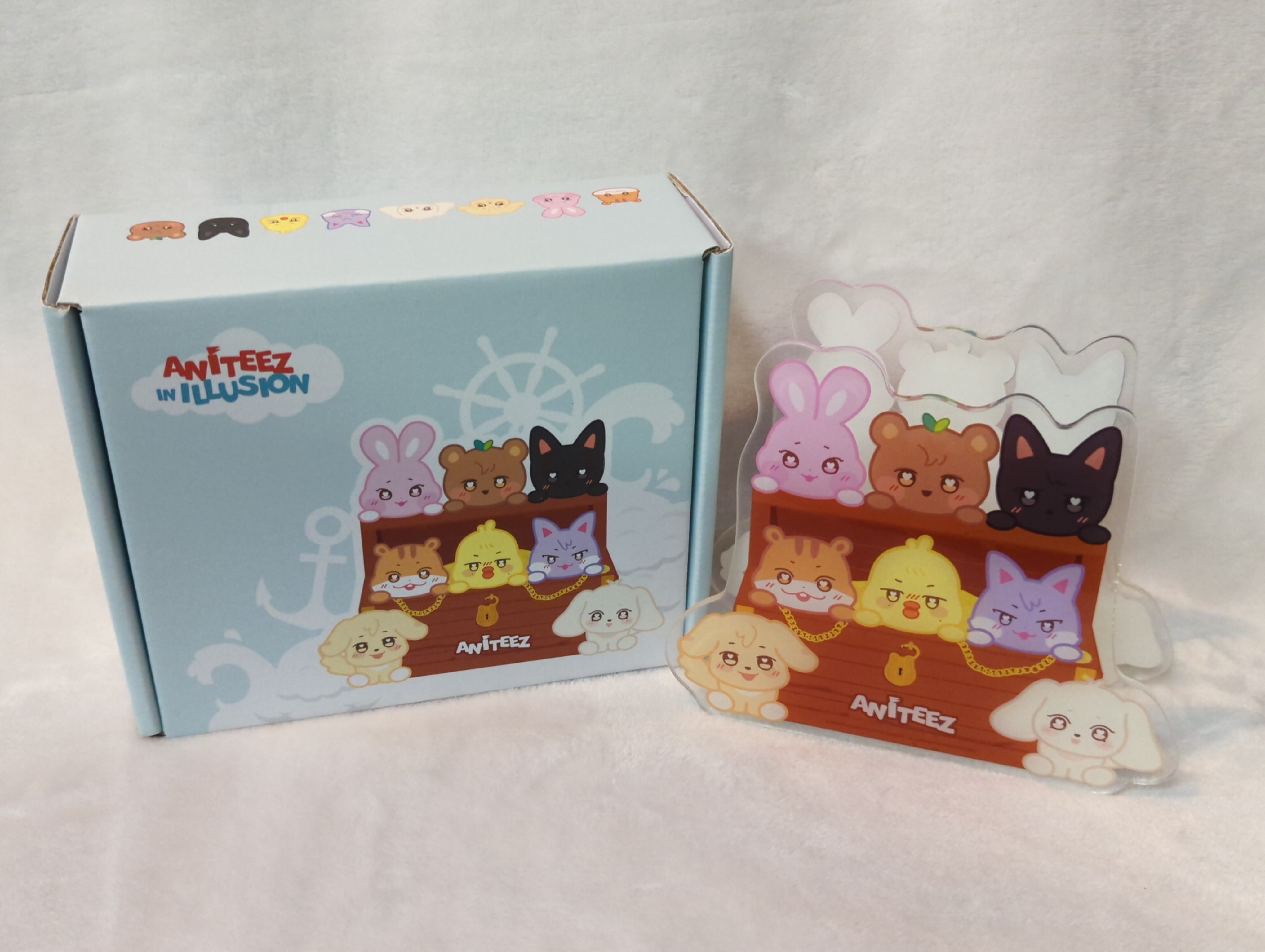 ATEEZ ACRYLIC MULTI HOLDER Basic | まんだらけ Mandarake