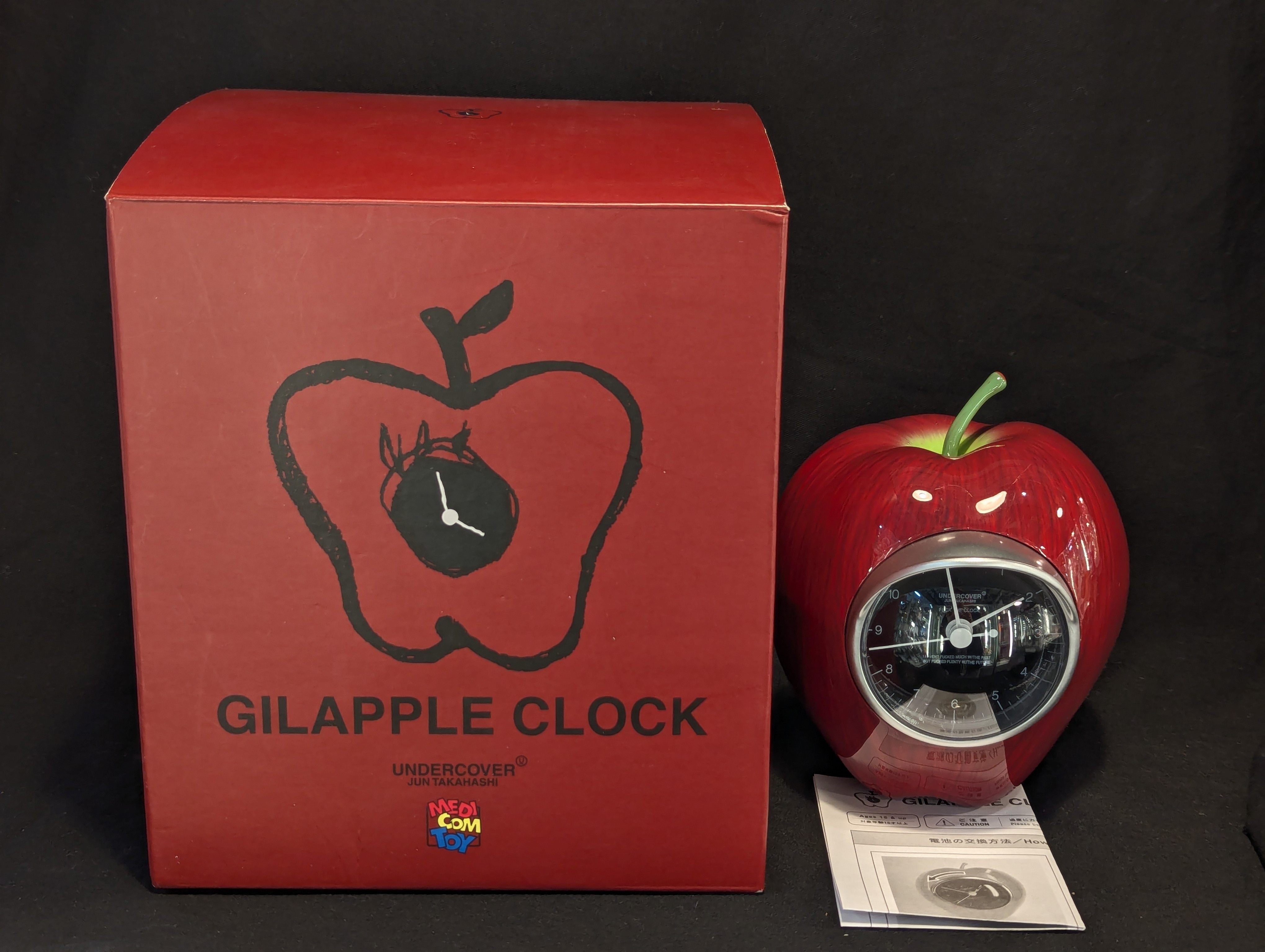 MEDICOMTOY UNDERCOVER GILAPPLE CLOCK 赤 | まんだらけ Mandarake
