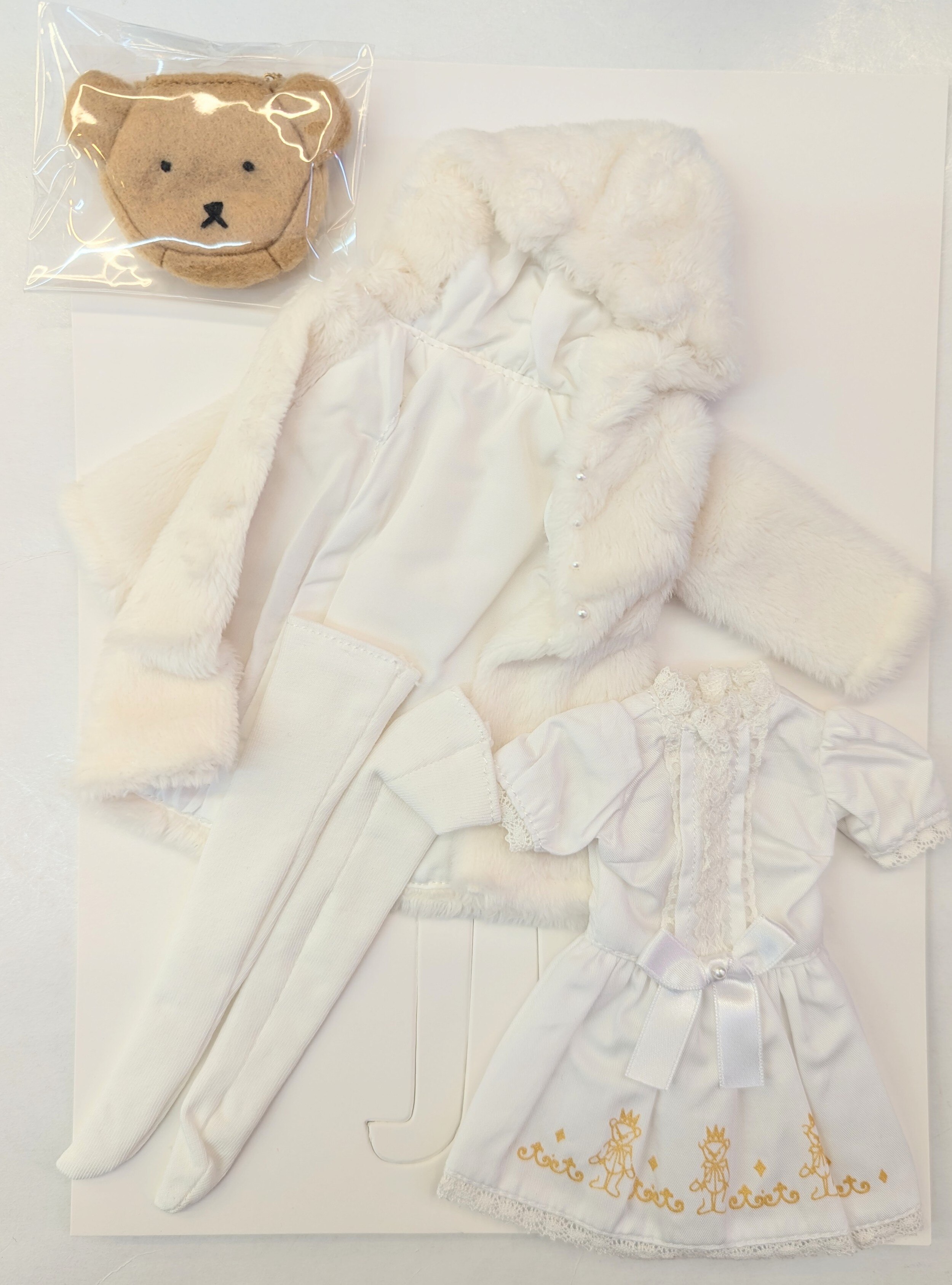 リトルファクトリー 27cmドールサイズ衣装 マドモアゼルKIドレスセット-2 ファーコートドレスセット | まんだらけ Mandarake