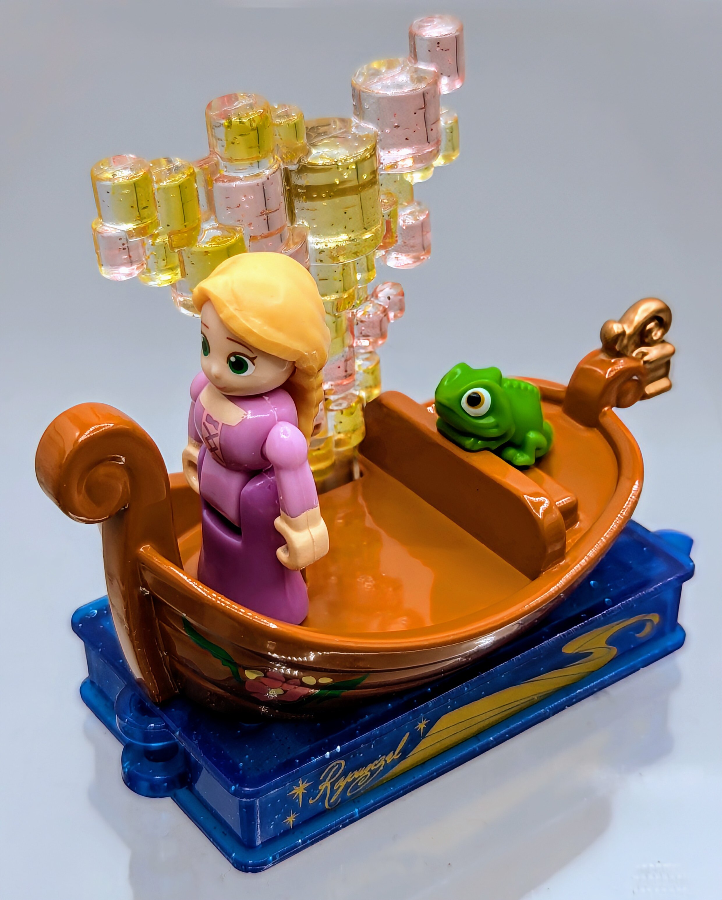 タカラトミー ドリームトミカ ディズニーモータース ディズニートミカパレード ラプンツェル 184 | まんだらけ Mandarake