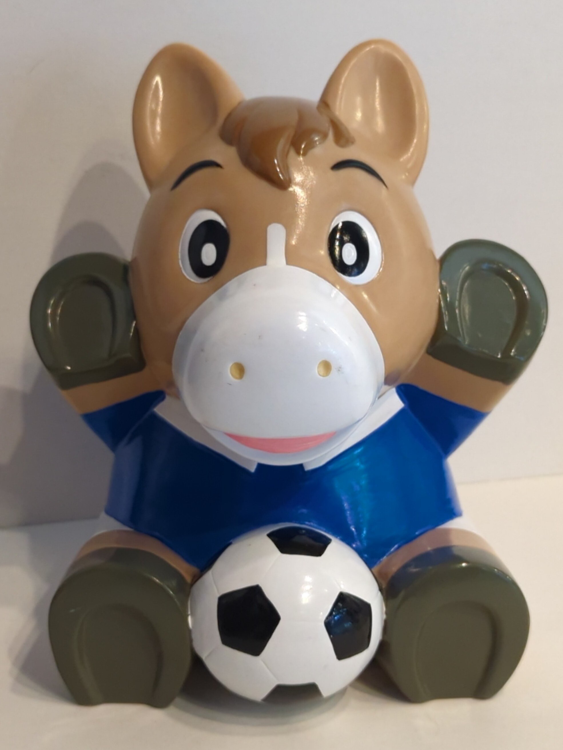 JAバンク 貯金箱 サッカーする馬/カウンターサイズ | まんだらけ Mandarake