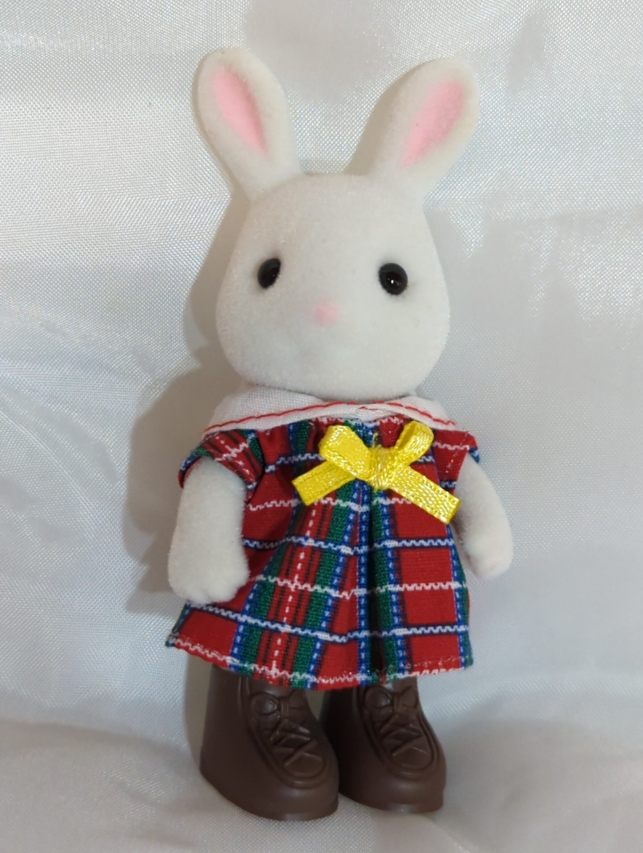 Epoch Co Sylvanian Families (Calico Critters) White Rabbit Girl | Mandarake Online Shop
