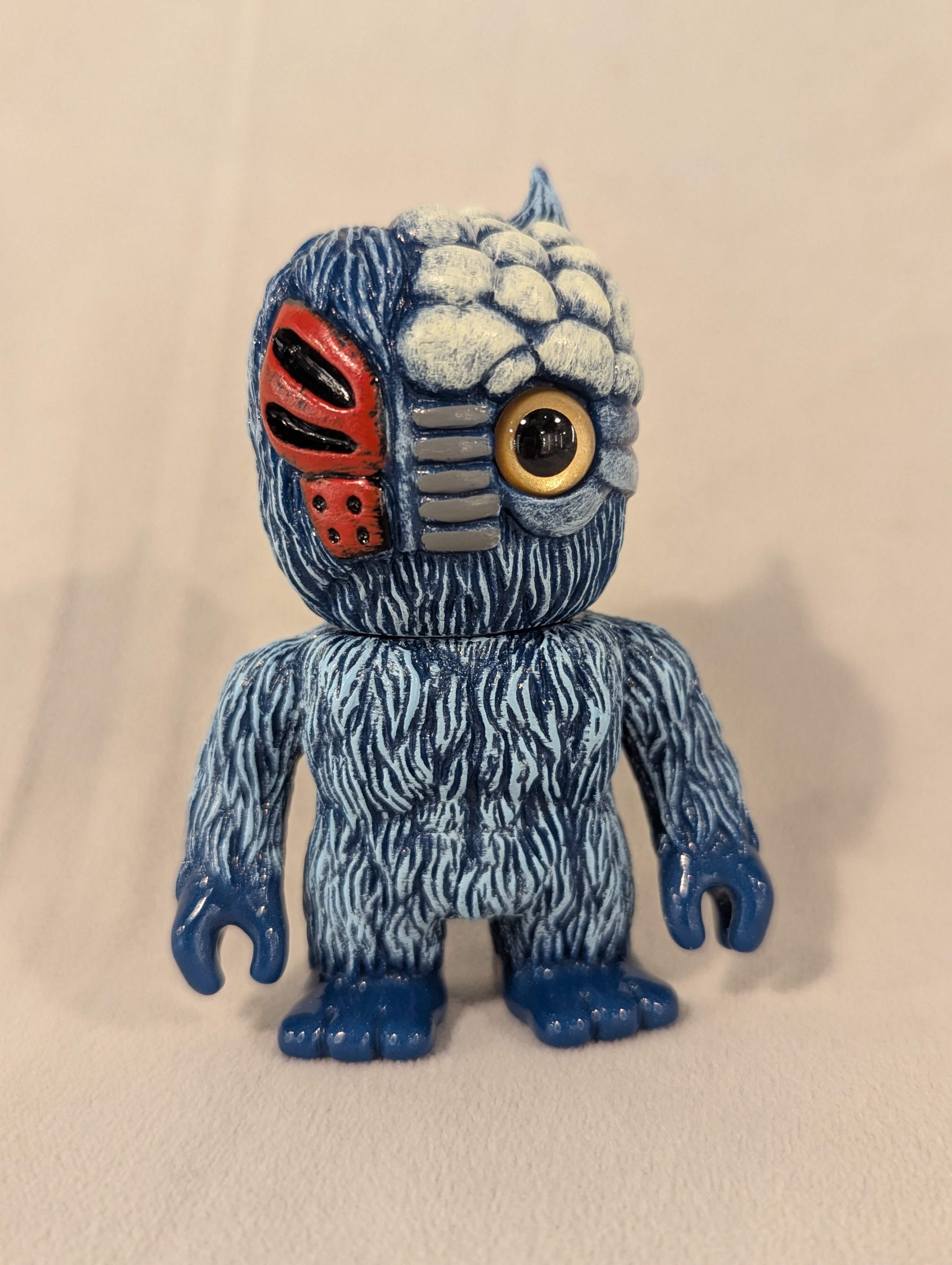REALHEAD Beast Chaos Mini 55 Blue Molding/White | Mandarake Online Shop