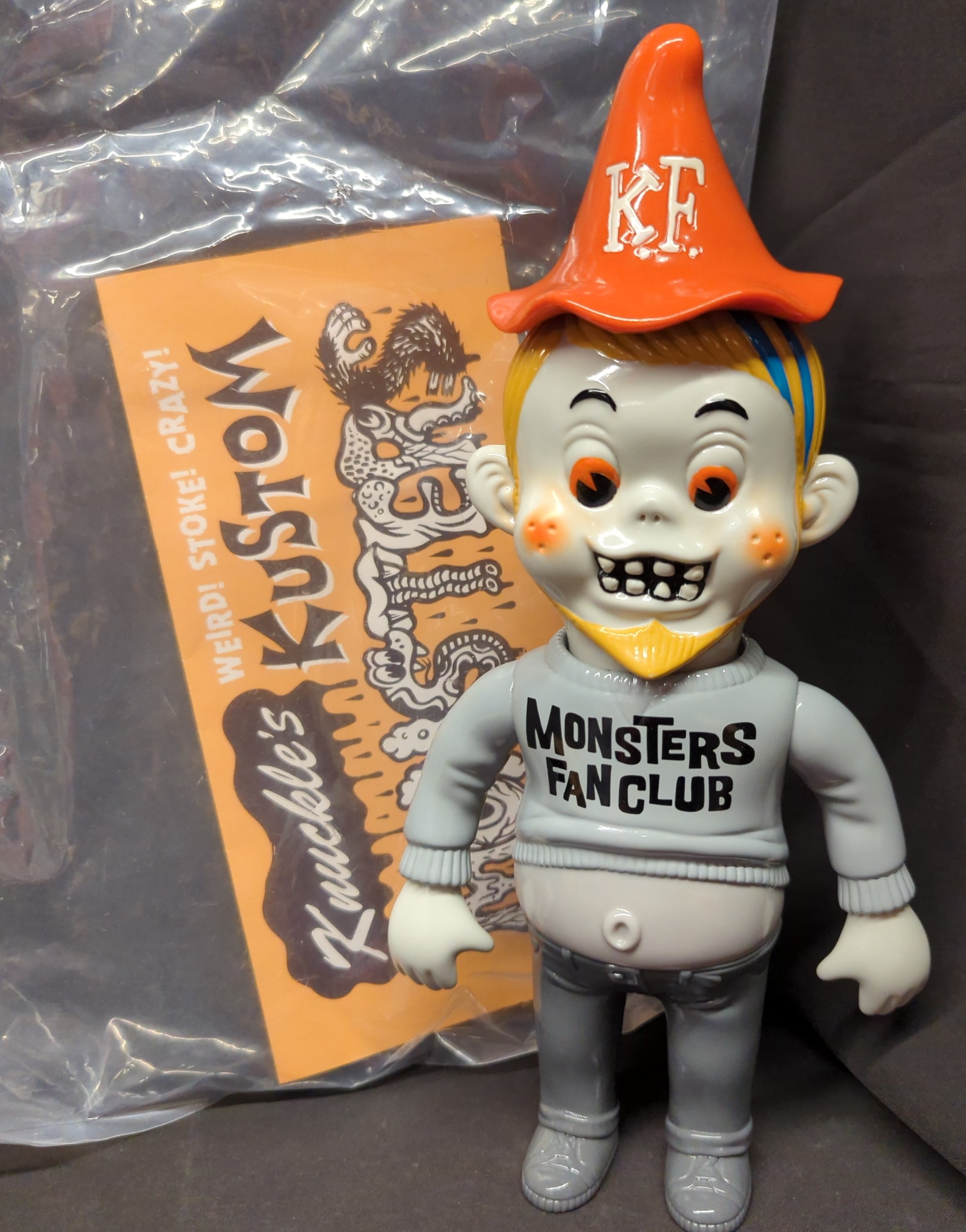 HEAD LOCK STUDIO knuckle Kun 灰成型/金/黒 | まんだらけ Mandarake
