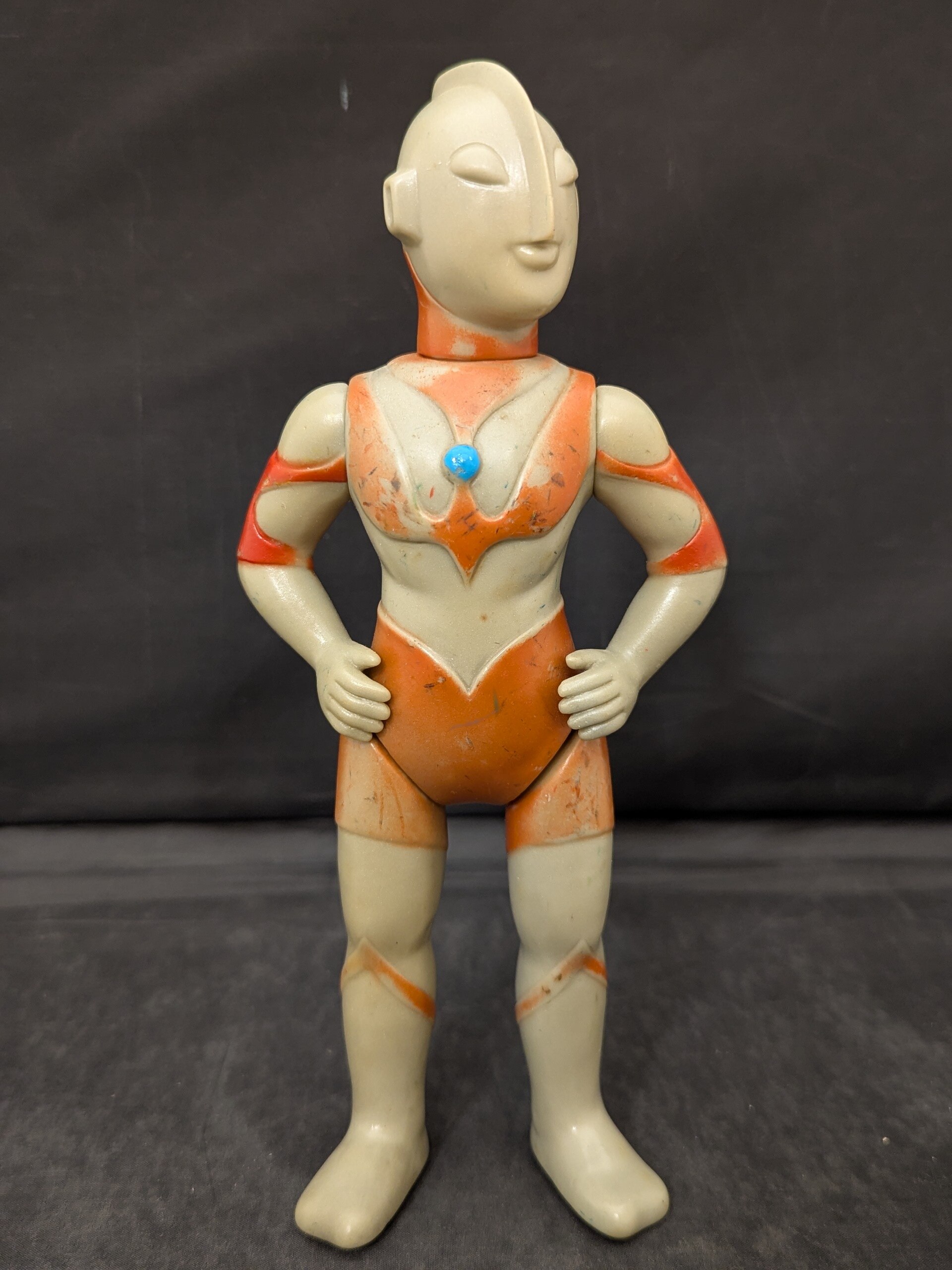 マルサン マルサンST/VINソフビ ウルトラマン2期/灰成型に赤 230mm | まんだらけ Mandarake
