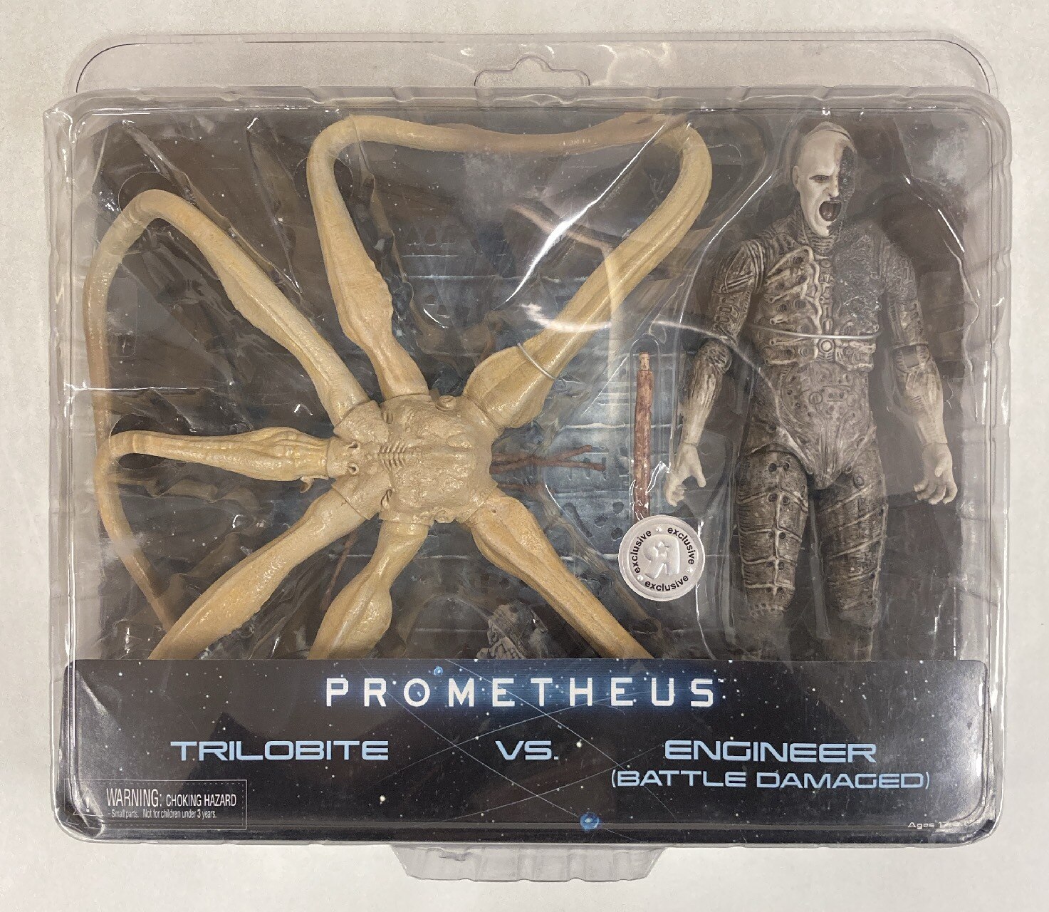 NECA (ACTION FIGURE) TRILOBITE VS ENGINEER (BATTLE DAMAGED) 7インチ ...