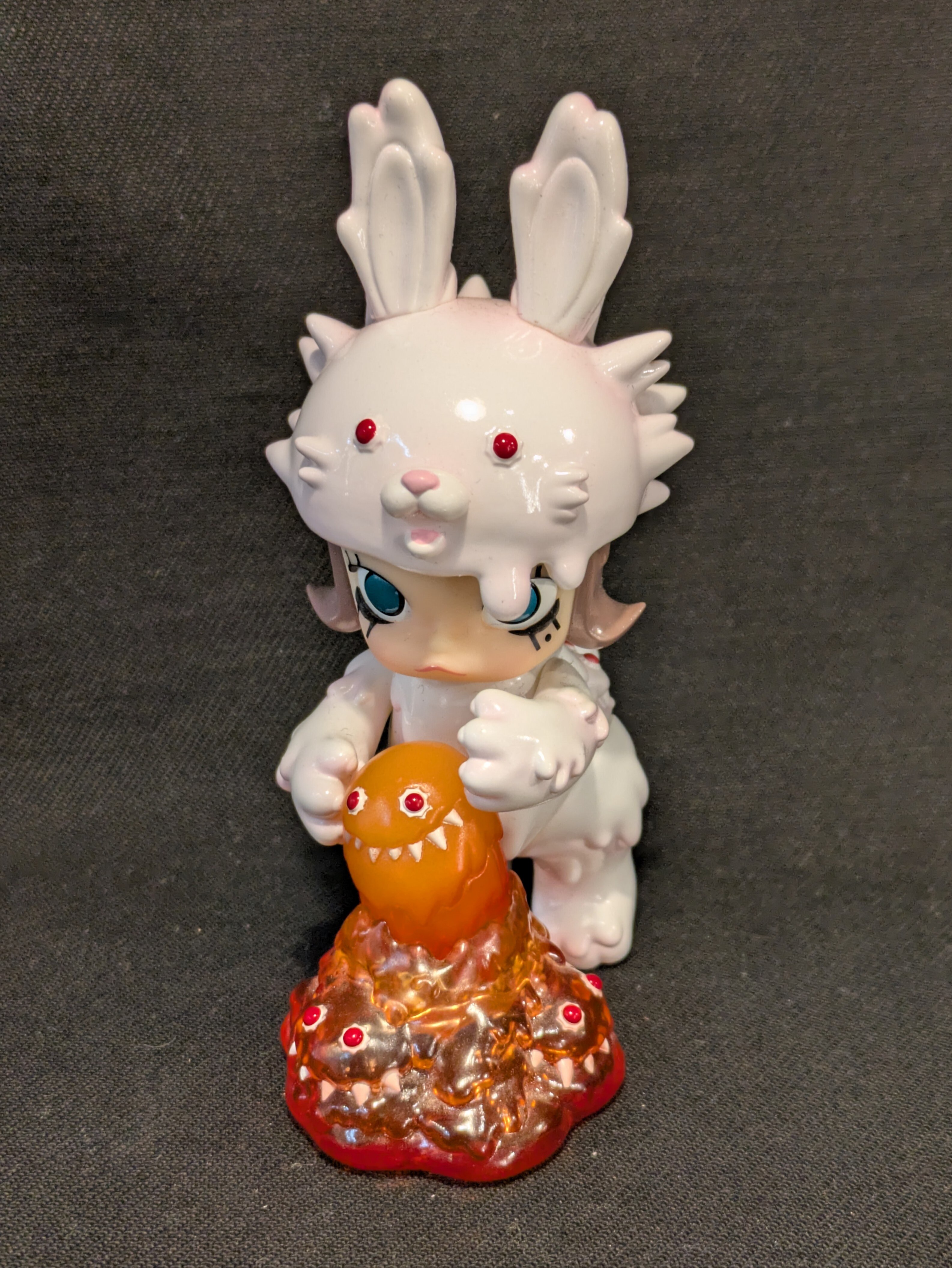 POP MART EROSION MOLLY COSTUME MOLLY×INSTINCTOY MILLY MOLLY | まんだらけ Mandarake