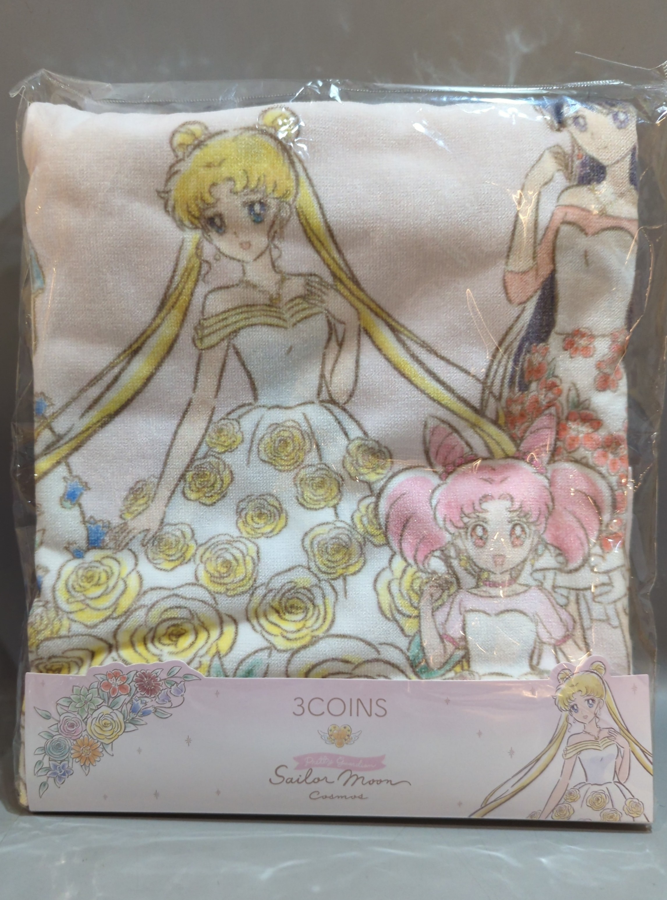 パル 劇場版美少女戦士セーラームーンCosmos 3COINSコラボ バスタオル | まんだらけ Mandarake
