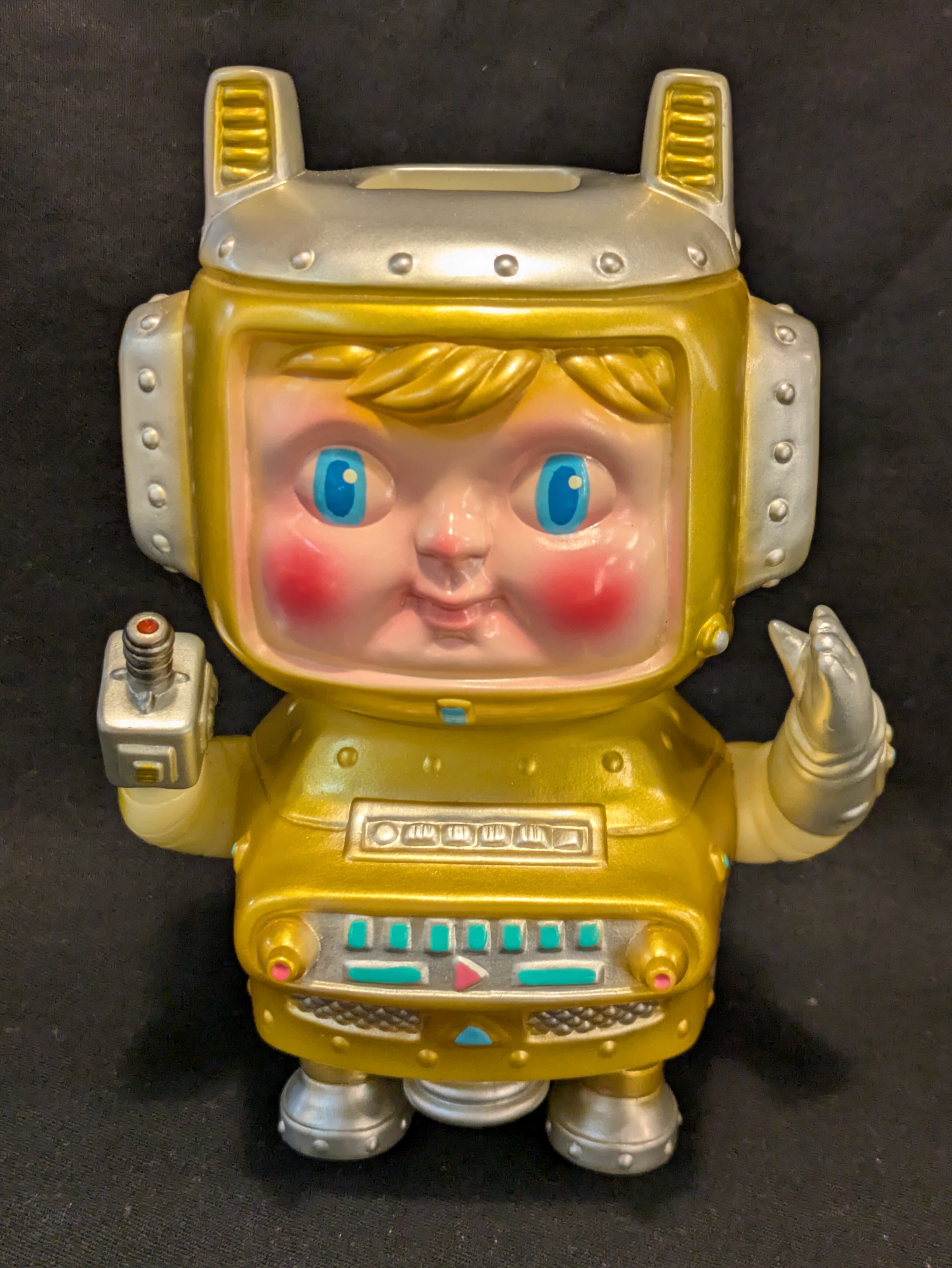 Toysbian cheese(蓄光成型/金/銀塗装/第一回創作ソフビ決起集会限定) | まんだらけ Mandarake