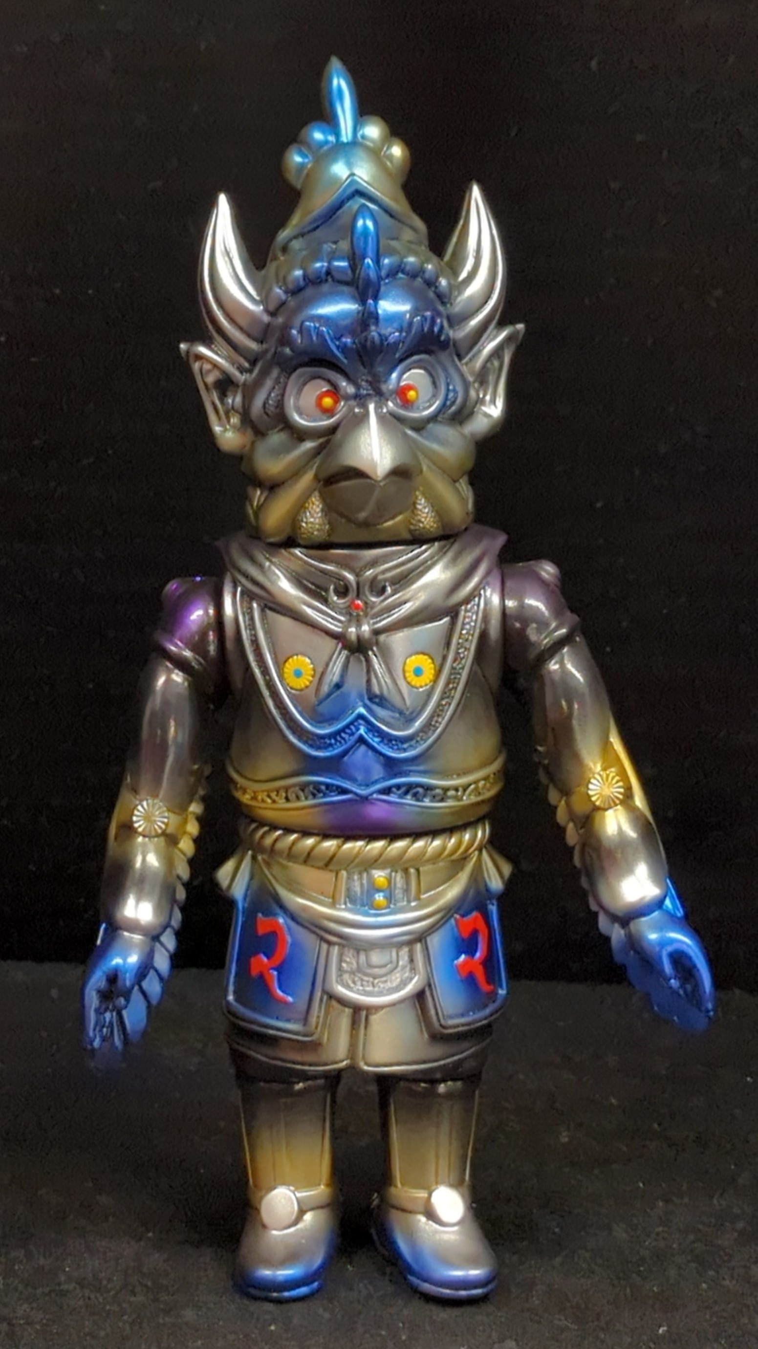 MIROCK TOY 仏像戦隊サレンダーズ5 2号 カルガルー 合金カラー (黒成型/金/銀) | まんだらけ Mandarake