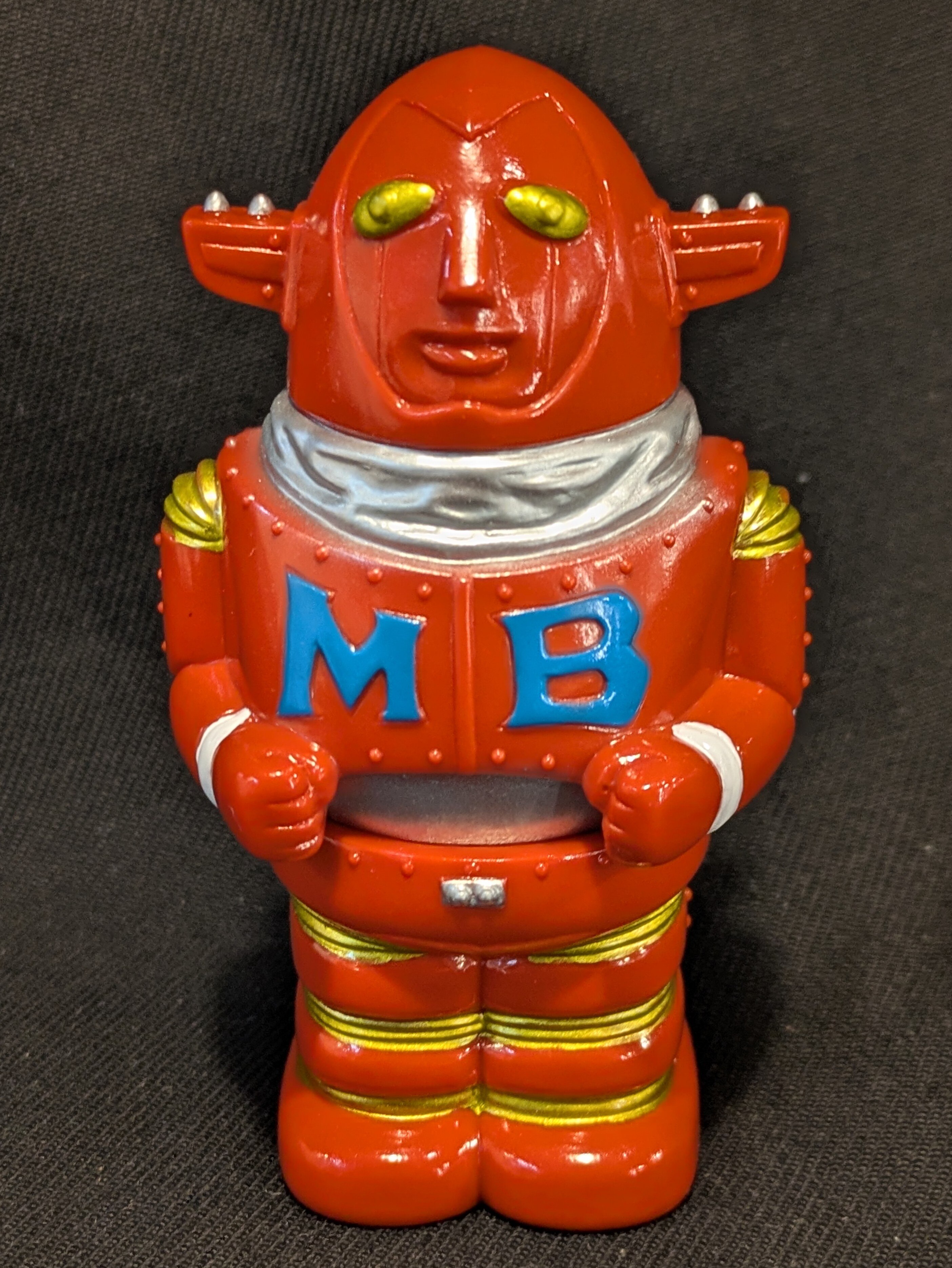 ZOLLMEN マッドバロン貯金箱 赤成型 | まんだらけ Mandarake