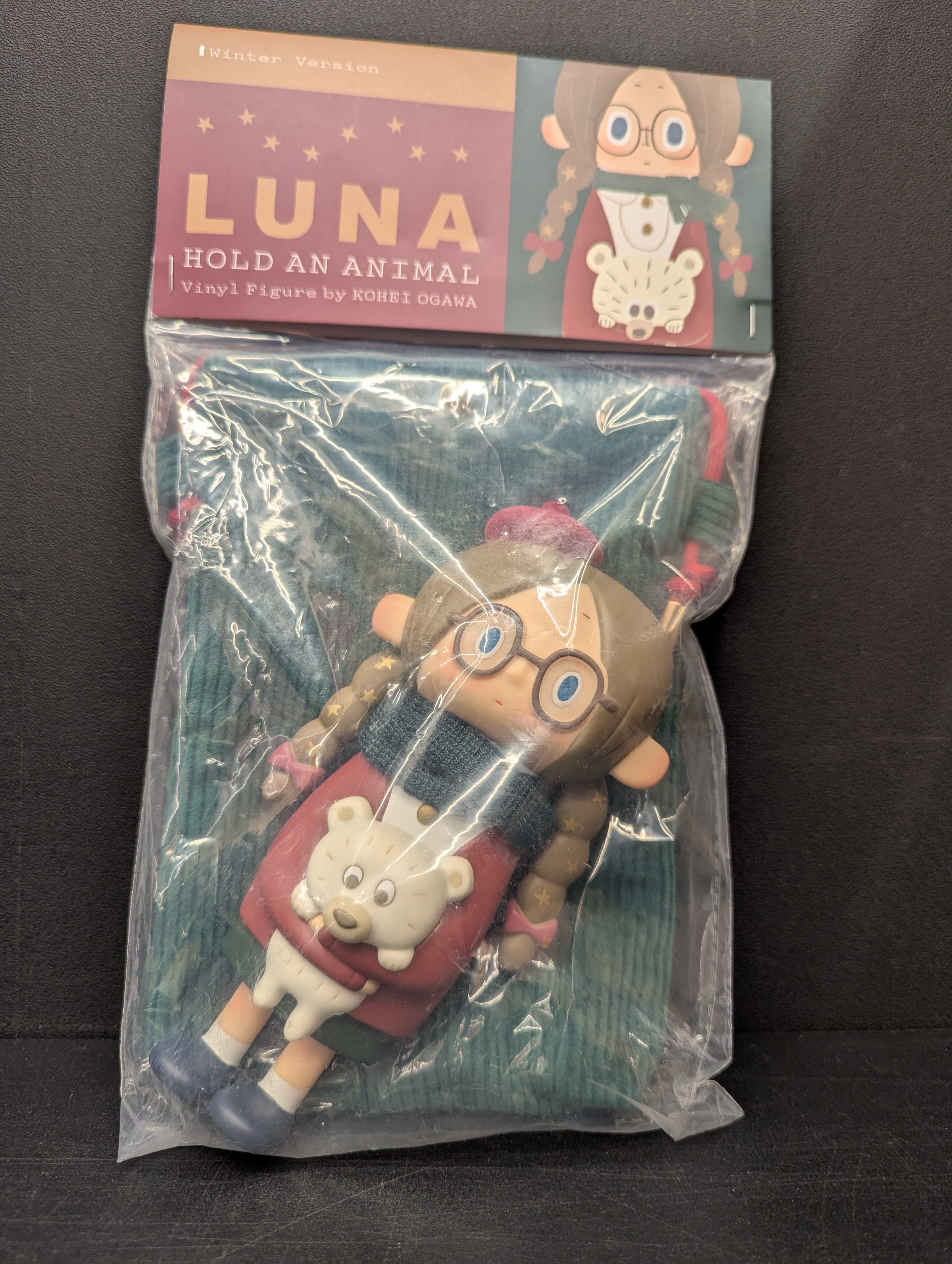 HOW2WORK KOHEI OGAWA LUNA HOLD AN ANIMAL Winter Version | まんだらけ Mandarake