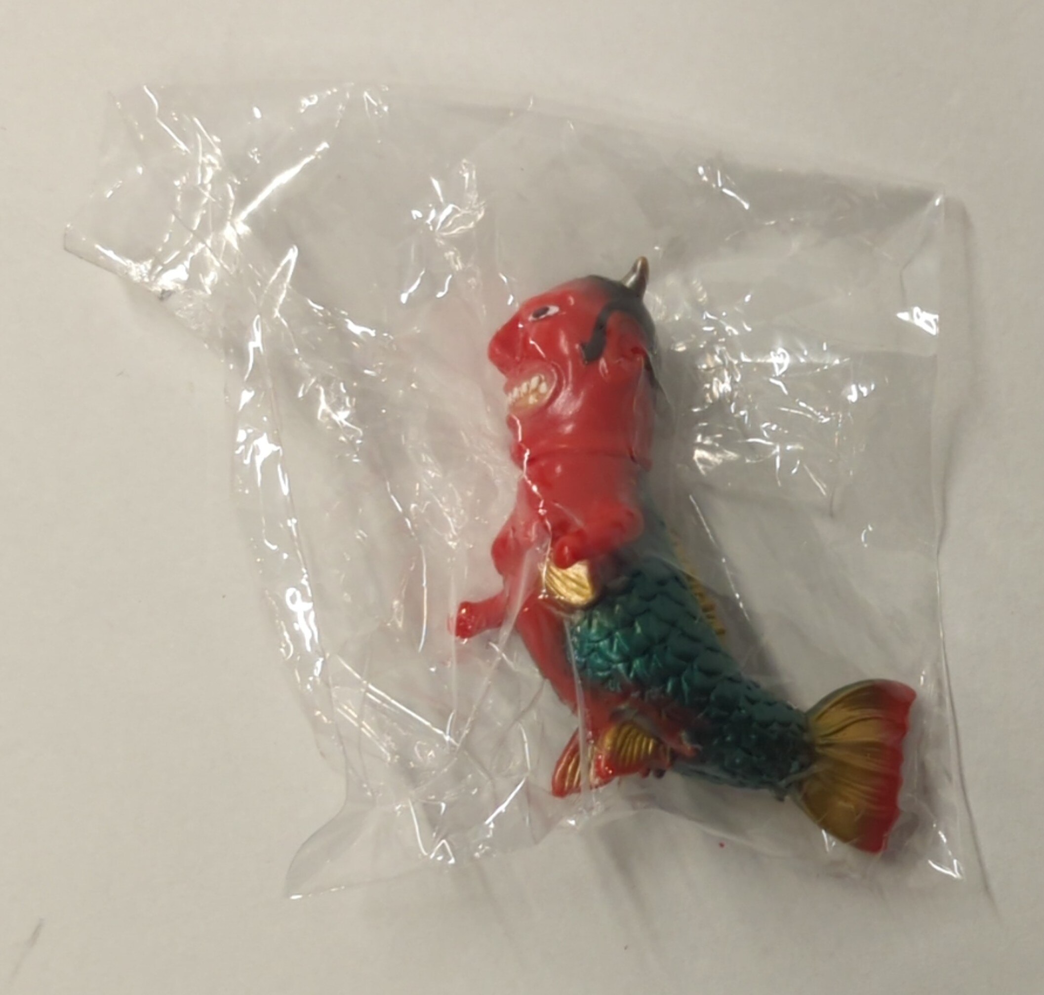 MEDICOMTOY VAG 10th ANNIVERSARY 1 BLOOD GUTS TOYS ナマナリ人魚 赤成型/メタ緑/金 | まんだらけ Mandarake