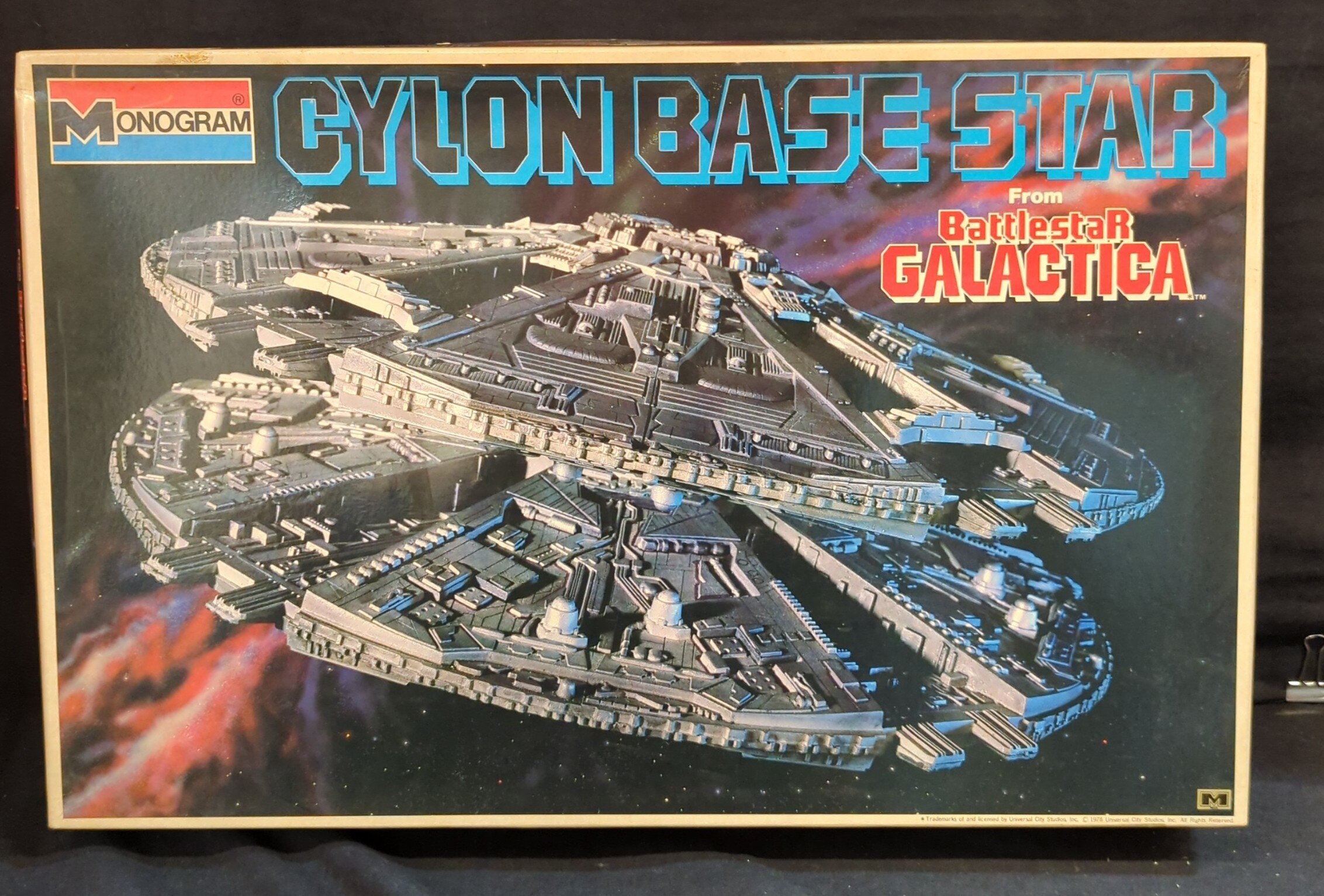 MONOGRAM / BANDAI (PLASTIC MODEL KIT) CYLON BASE STAR | まんだらけ Mandarake
