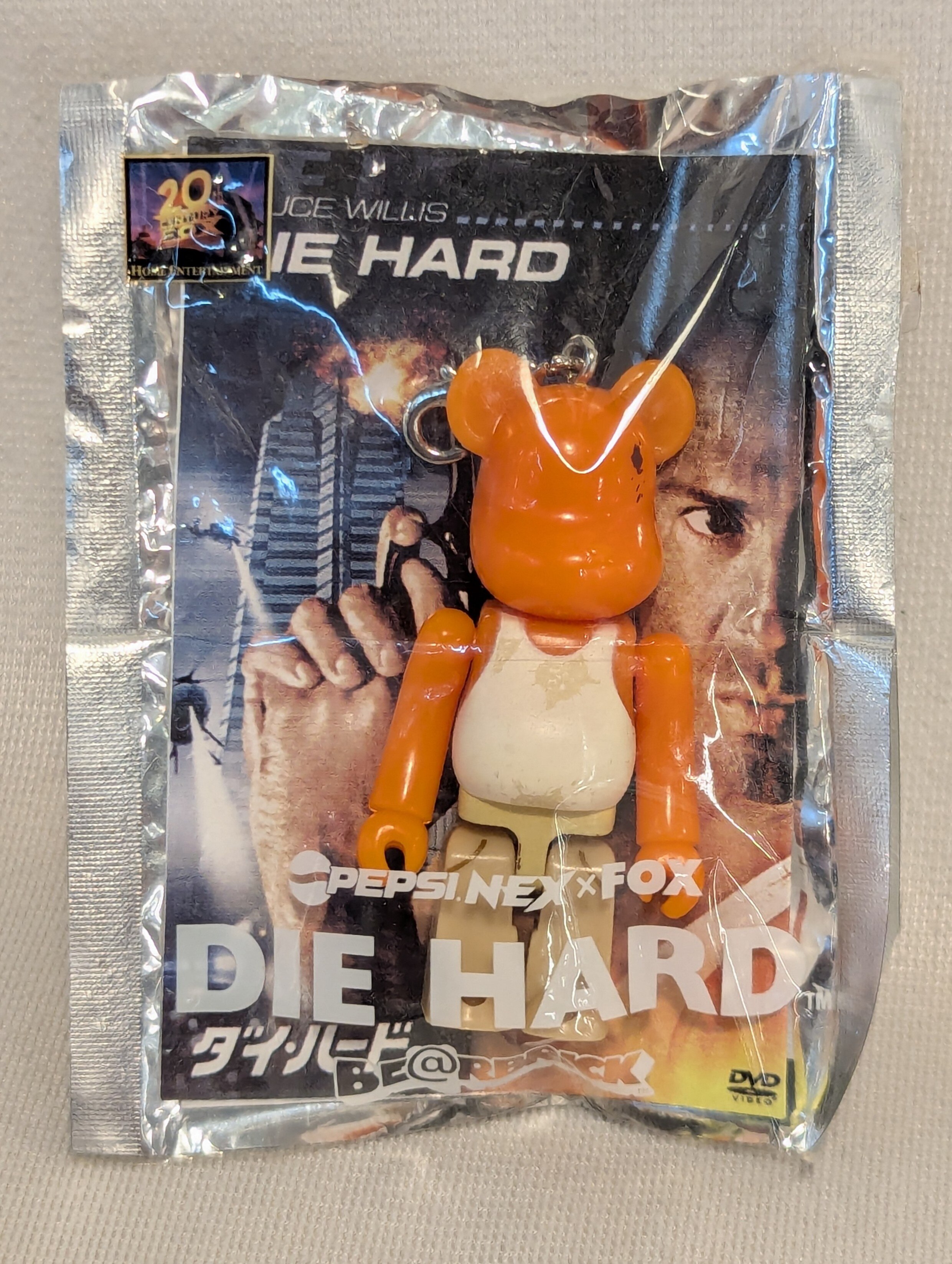 MEDICOMTOY PEPSINEX×FOX/BE@RBRICK 70%DIEHARD | まんだらけ Mandarake