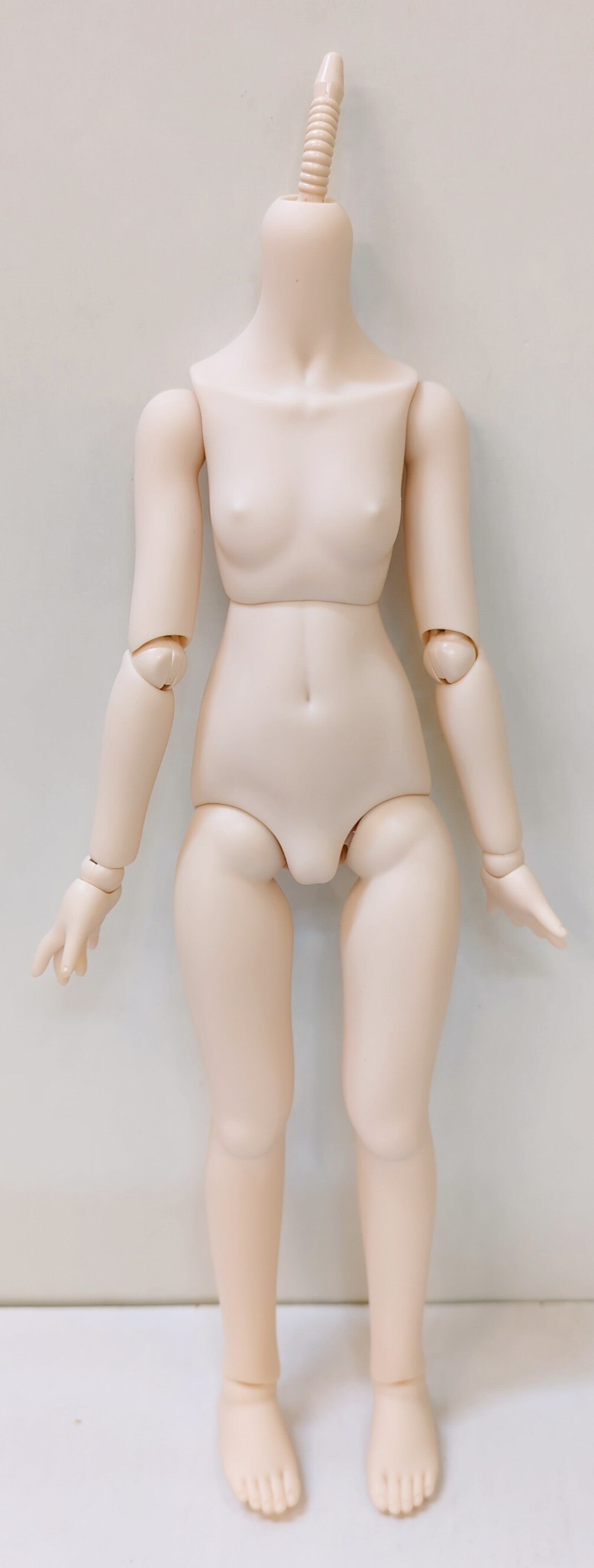 ボークス MDDベースボディ セミホワイト肌 | まんだらけ Mandarake
