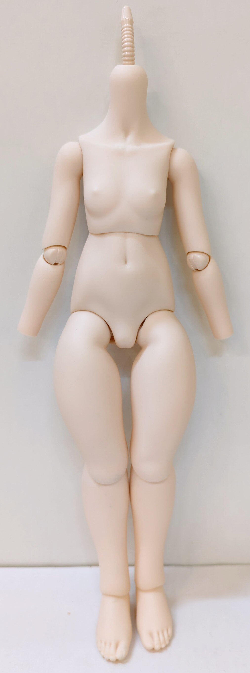 ボークス MDDベースボディ もちあし セミホワイト肌 | まんだらけ Mandarake