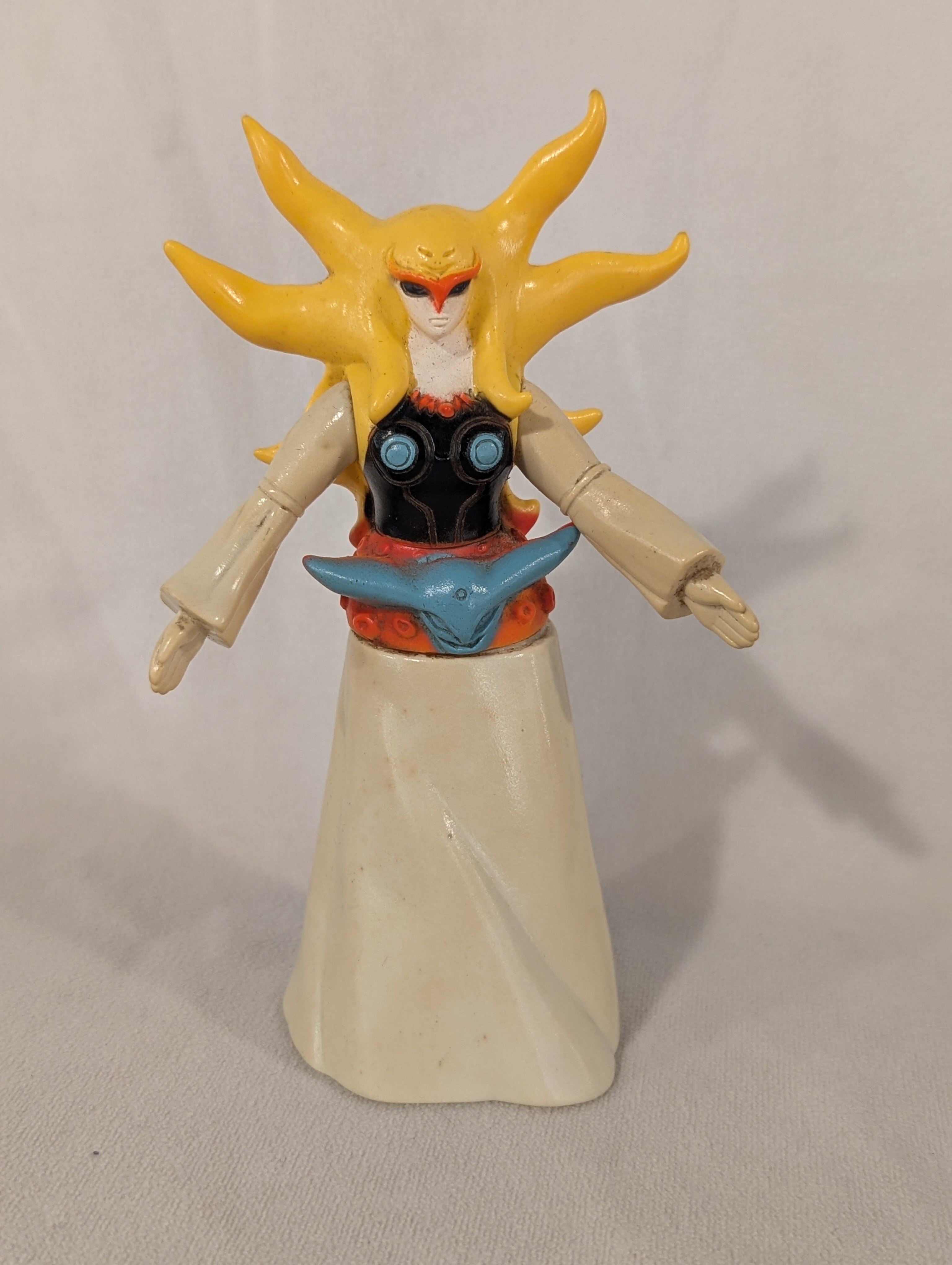 オンダ ミニサイズ 女王ヒミカ 白成型 130mm 14cm | まんだらけ Mandarake