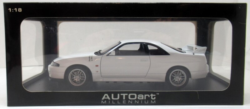 AUTOART 1/18 MILLENNIUM NISSAN SKYLINE GT-R(R33) V-SPEC White 77322 ...