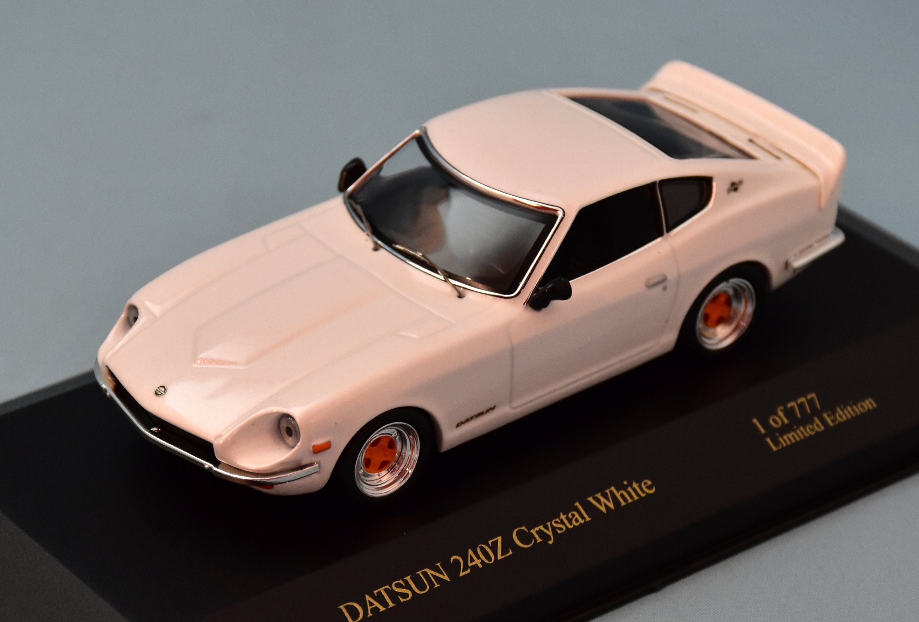 ixo MODELS/Zi-l 1/43 Datsun 240Z Crystal White ZI:L10 | まんだらけ Mandarake
