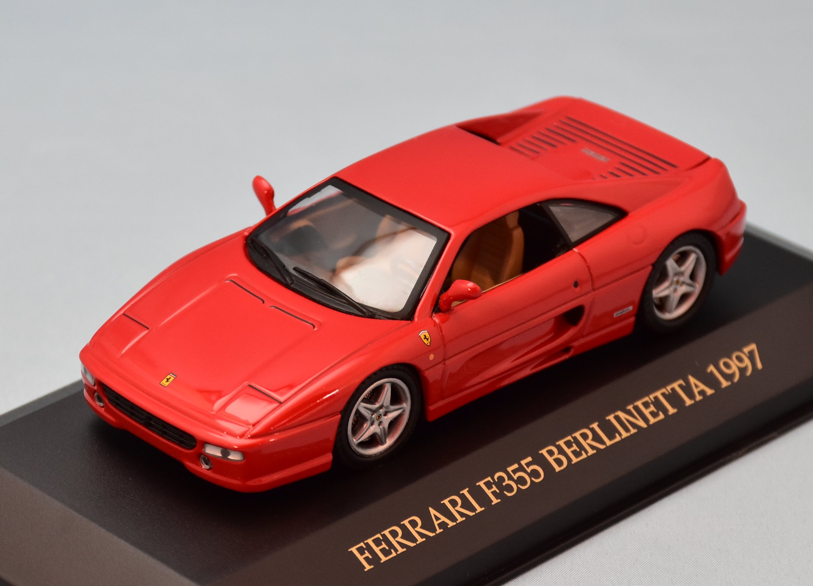 ixo MODELS 1/43 FERRARI F355 BERLINETTA Red 1997 FER015 | まんだらけ Mandarake