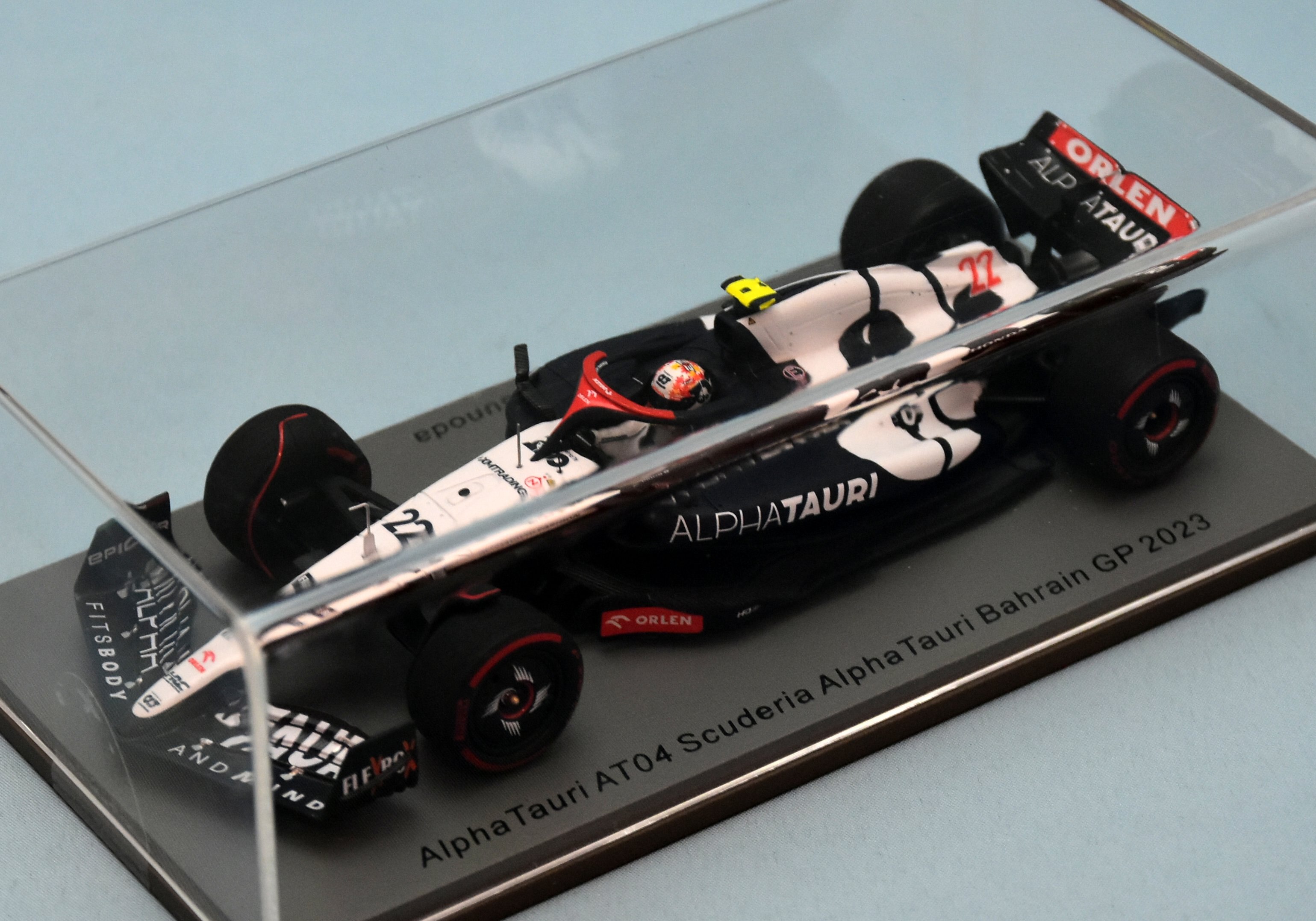 MINIMAX 1/43 Spark model AlphaTauri AT03 No.22 Scuderia Bahrain GP 2023 ...