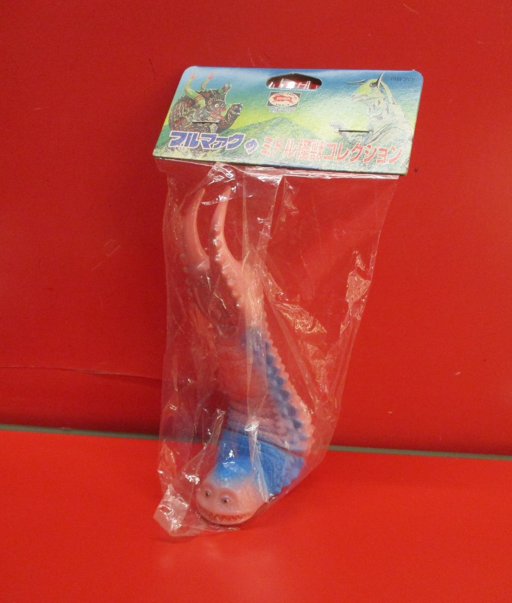 B-CLUB New Reproduction Version Hero Kaiju Series Twin Tail Pink Middle Size | ありある | まんだらけ ...