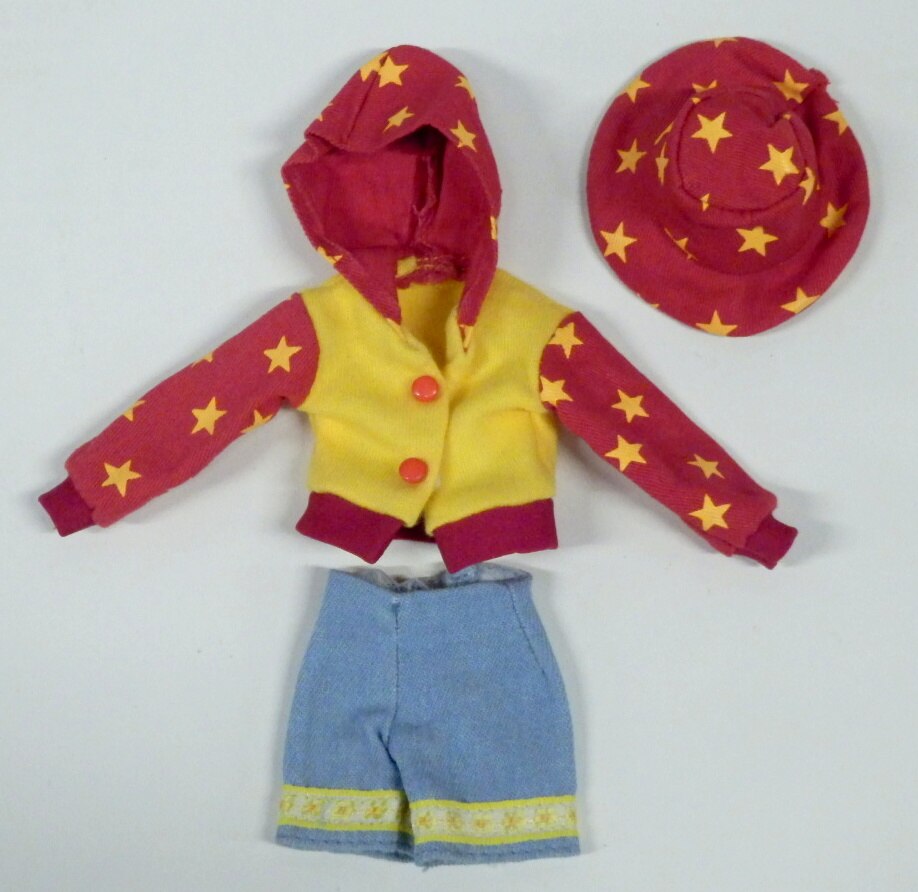 タカラ 27cmドールサイズ衣装 星柄ジャンパー+ハーフパンツ+バケットハット | まんだらけ Mandarake