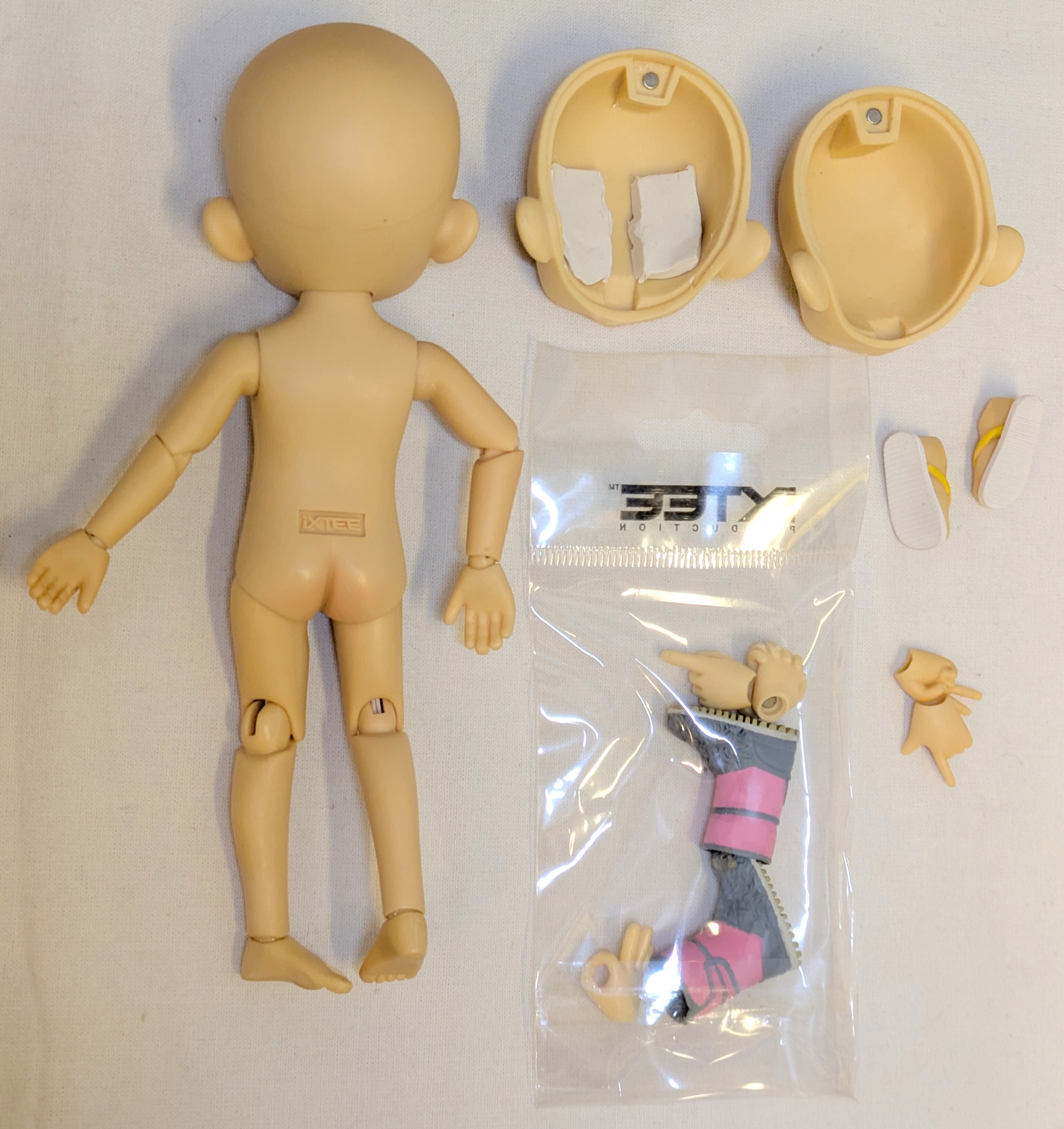 iXTEE Mui-chan Hide and Seek | まんだらけ Mandarake